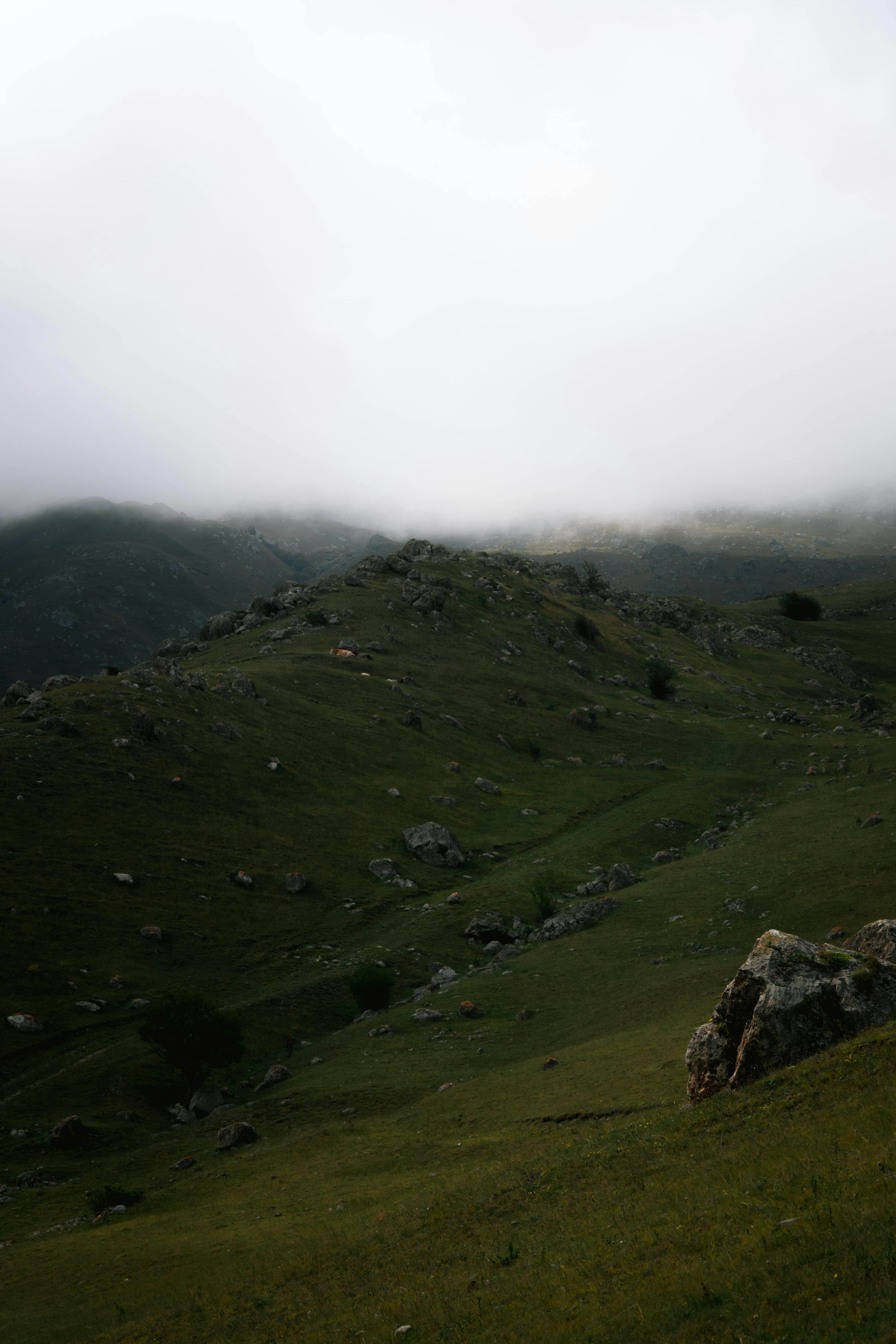 Fog Over Hills · Free Stock Photo