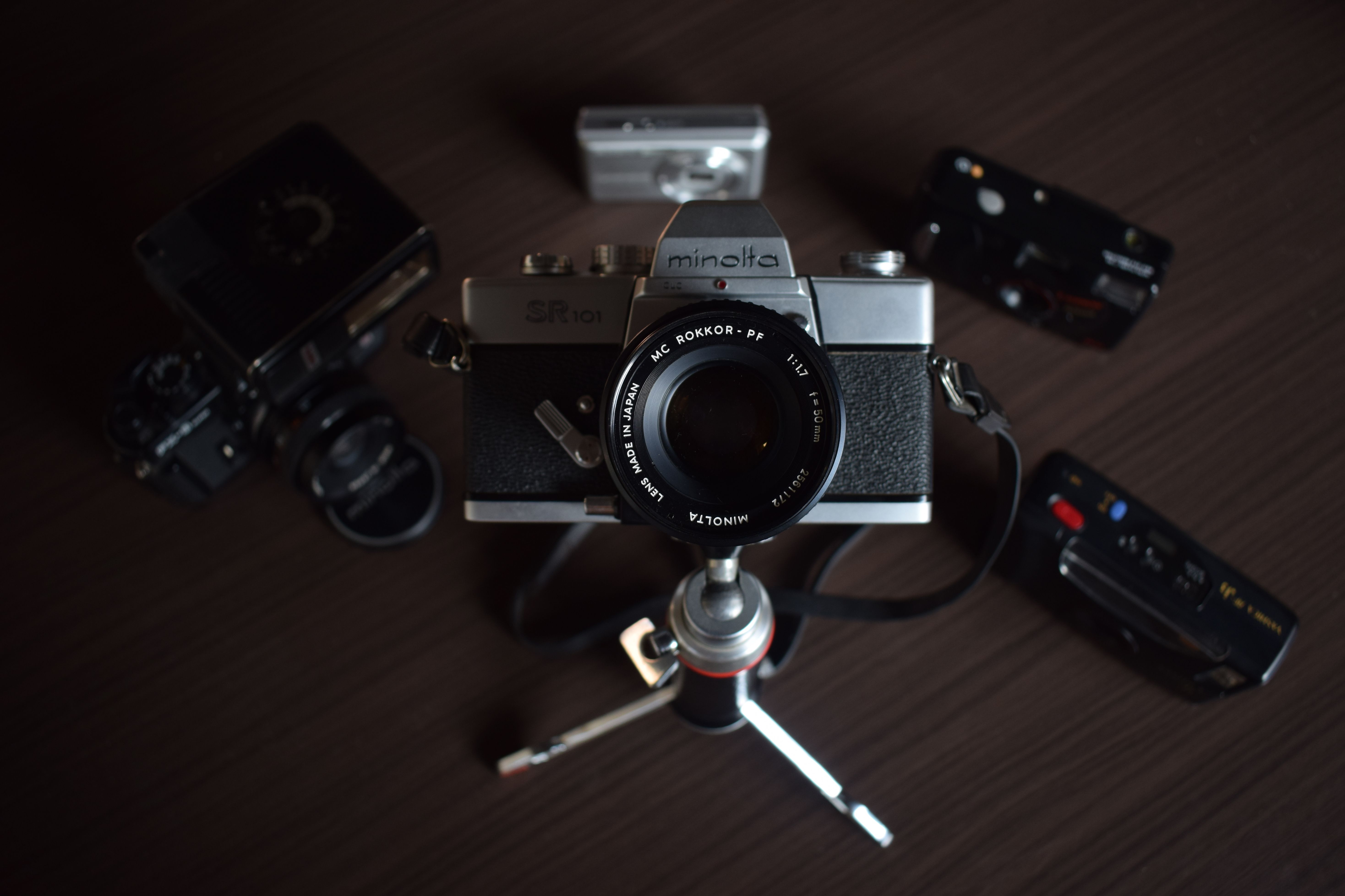 Close-Up Shot of a Black Filming Camera · Free Stock Photo