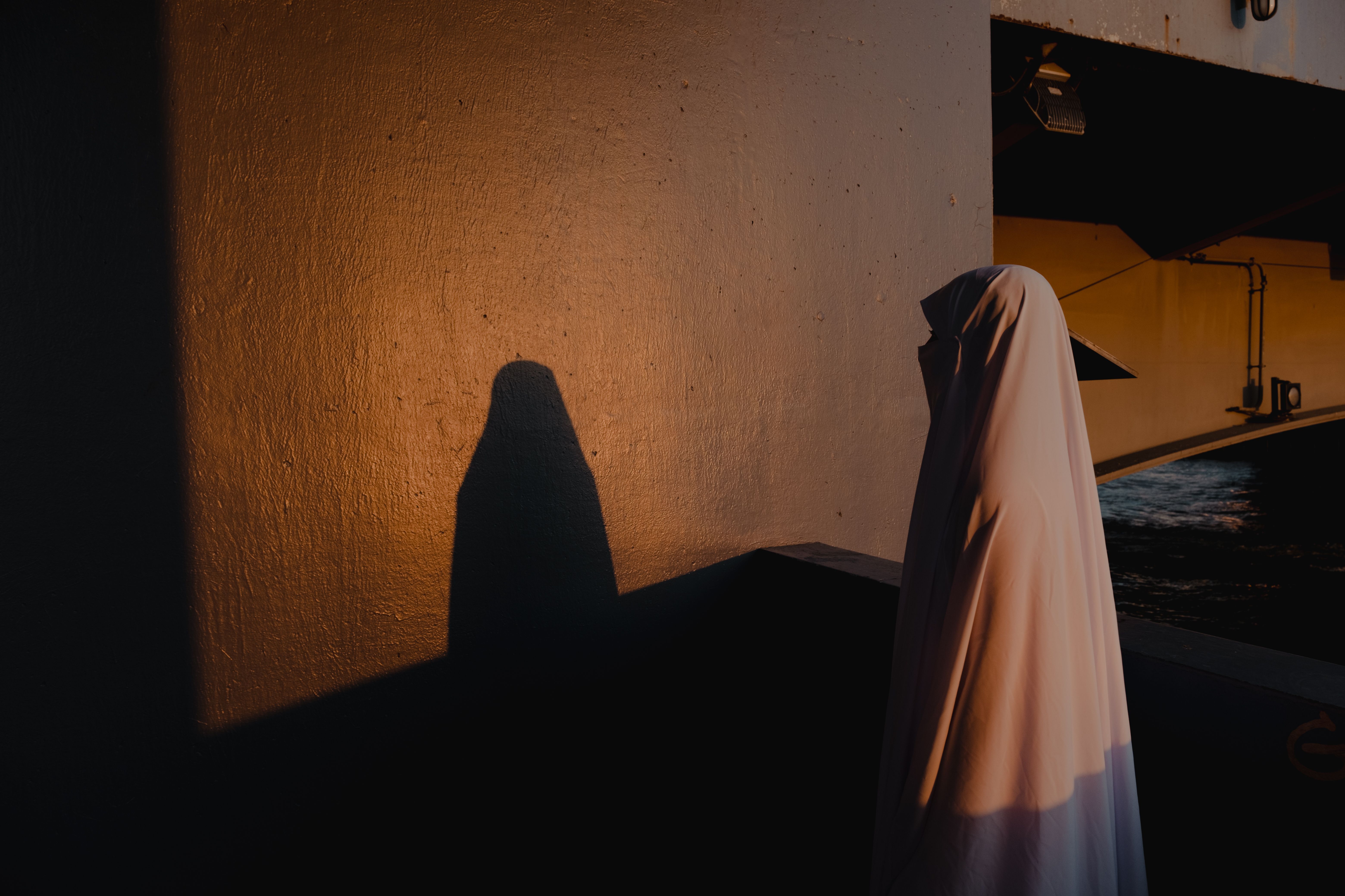 A Woman Wearing a Burqa · Free Stock Photo