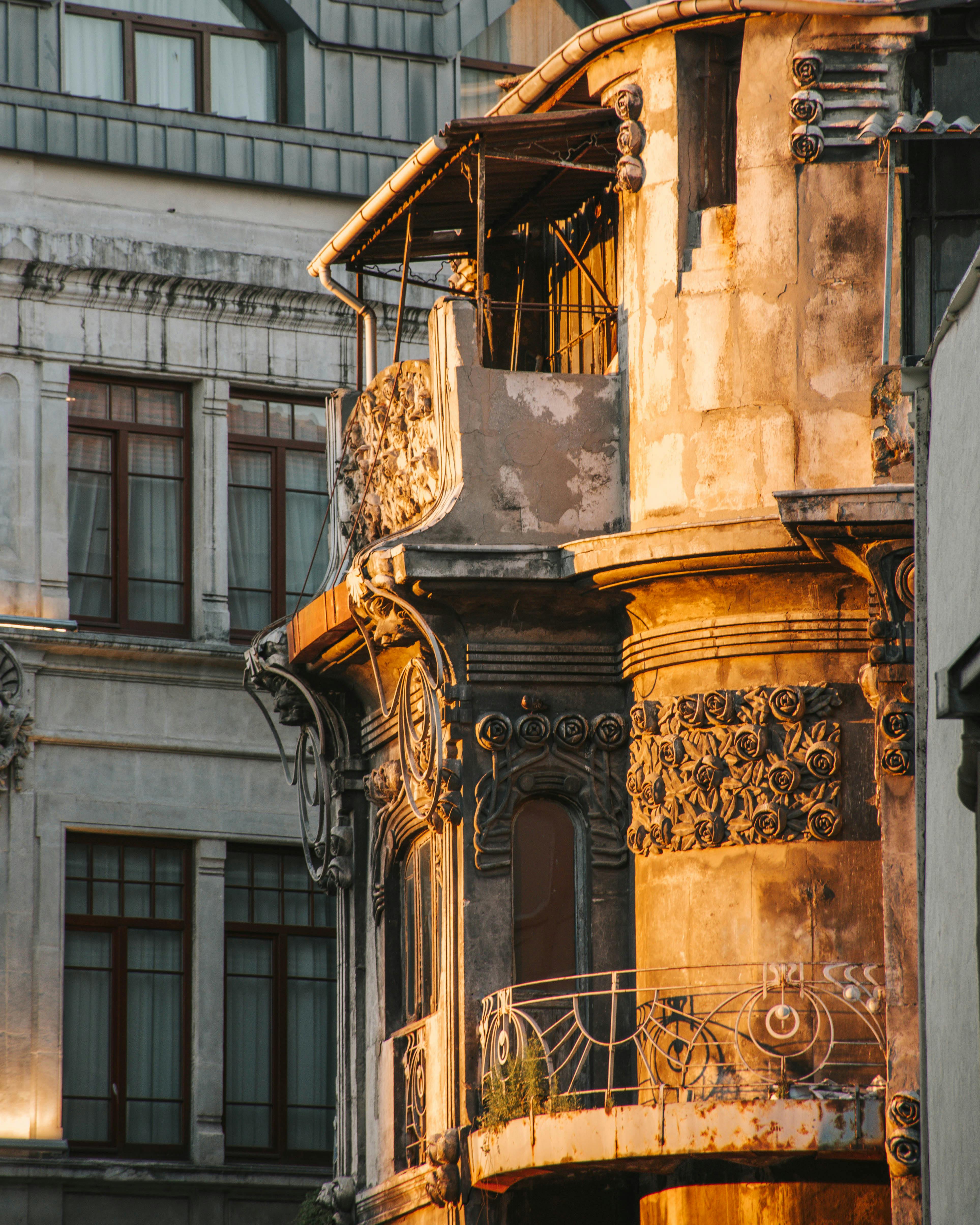 Close-up of Ornamented Building Exterior · Free Stock Photo