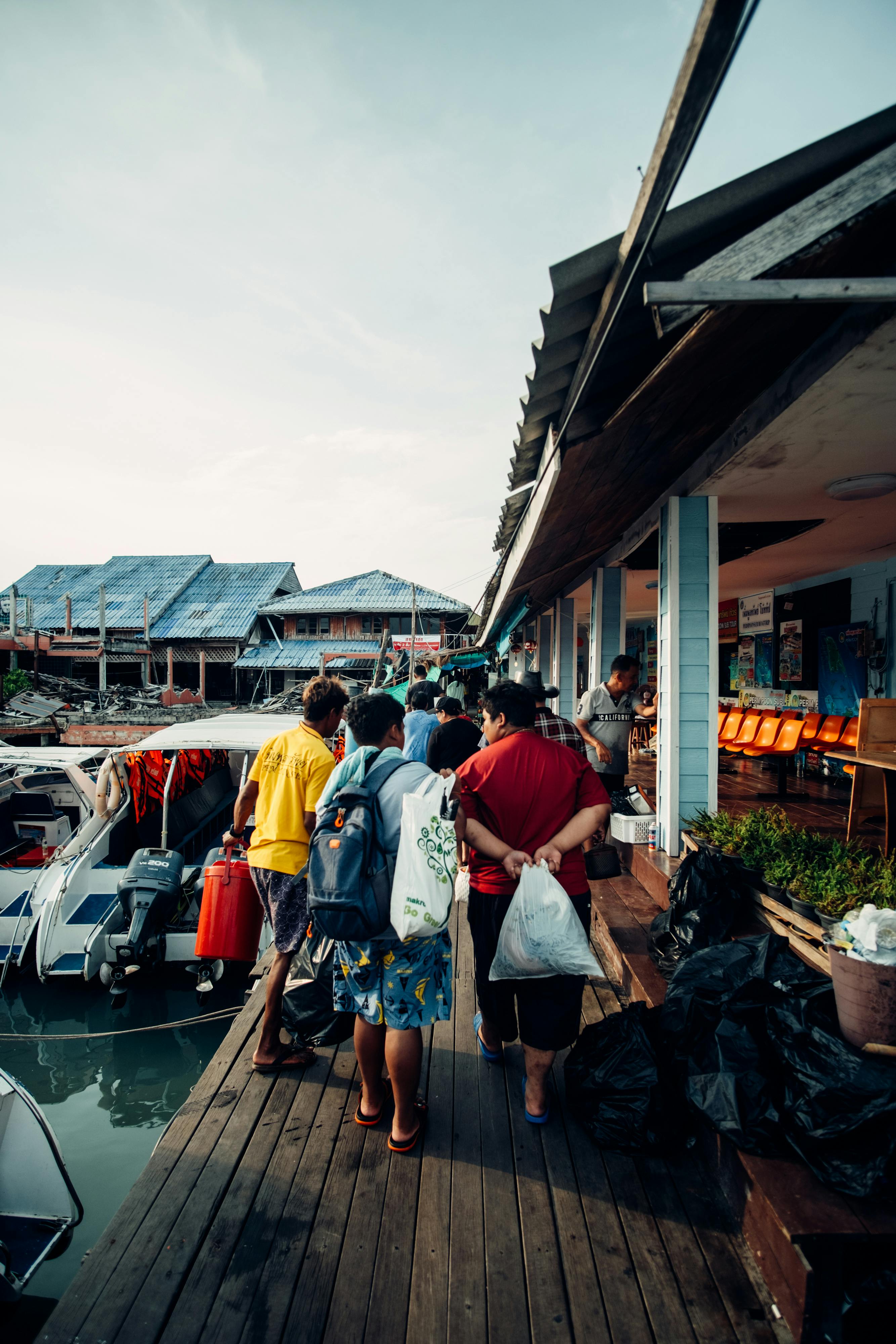 Brunette in Ethnic Shop · Free Stock Photo