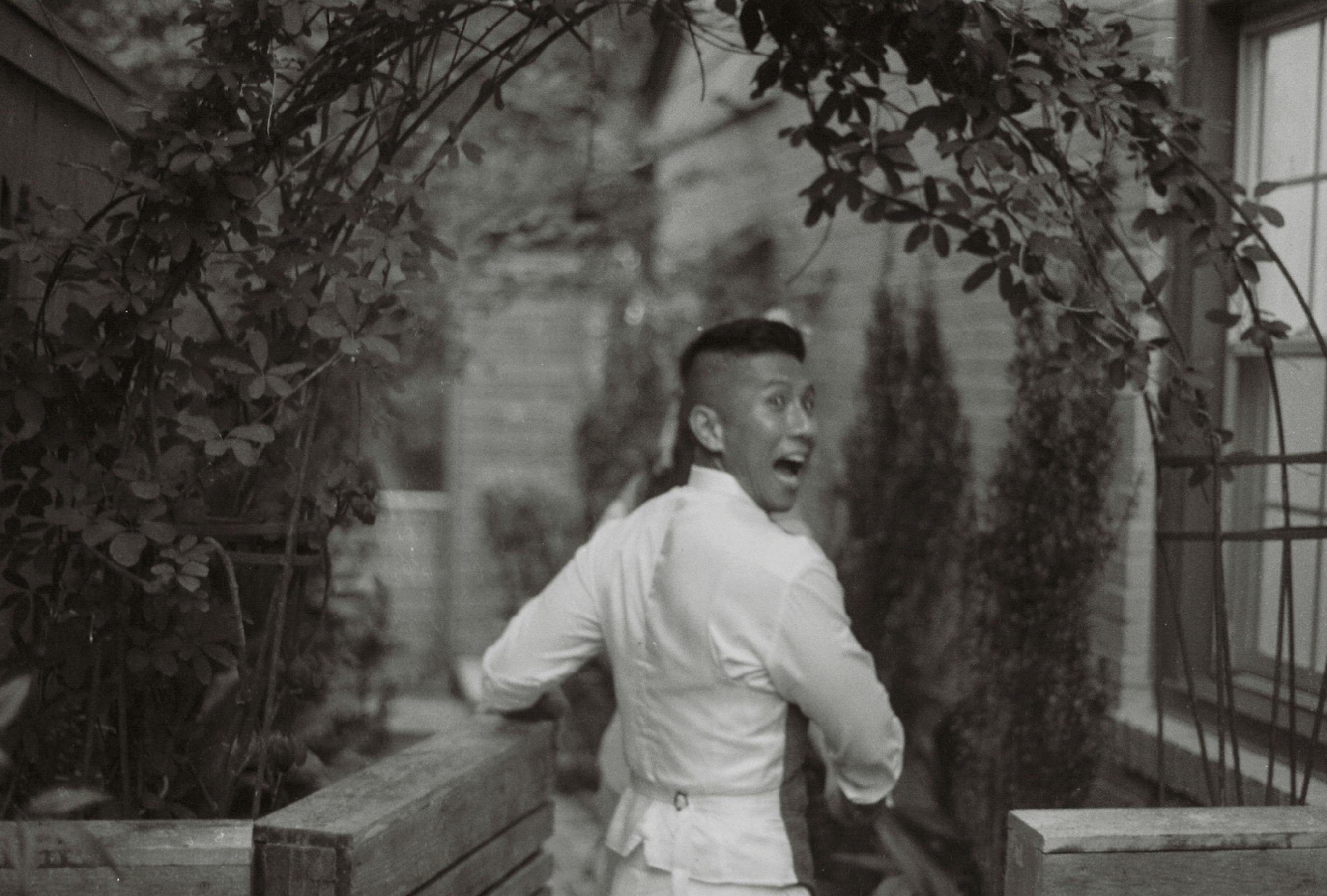 Man Looking Back Photos, Download The BEST Free Man Looking Back Stock ...