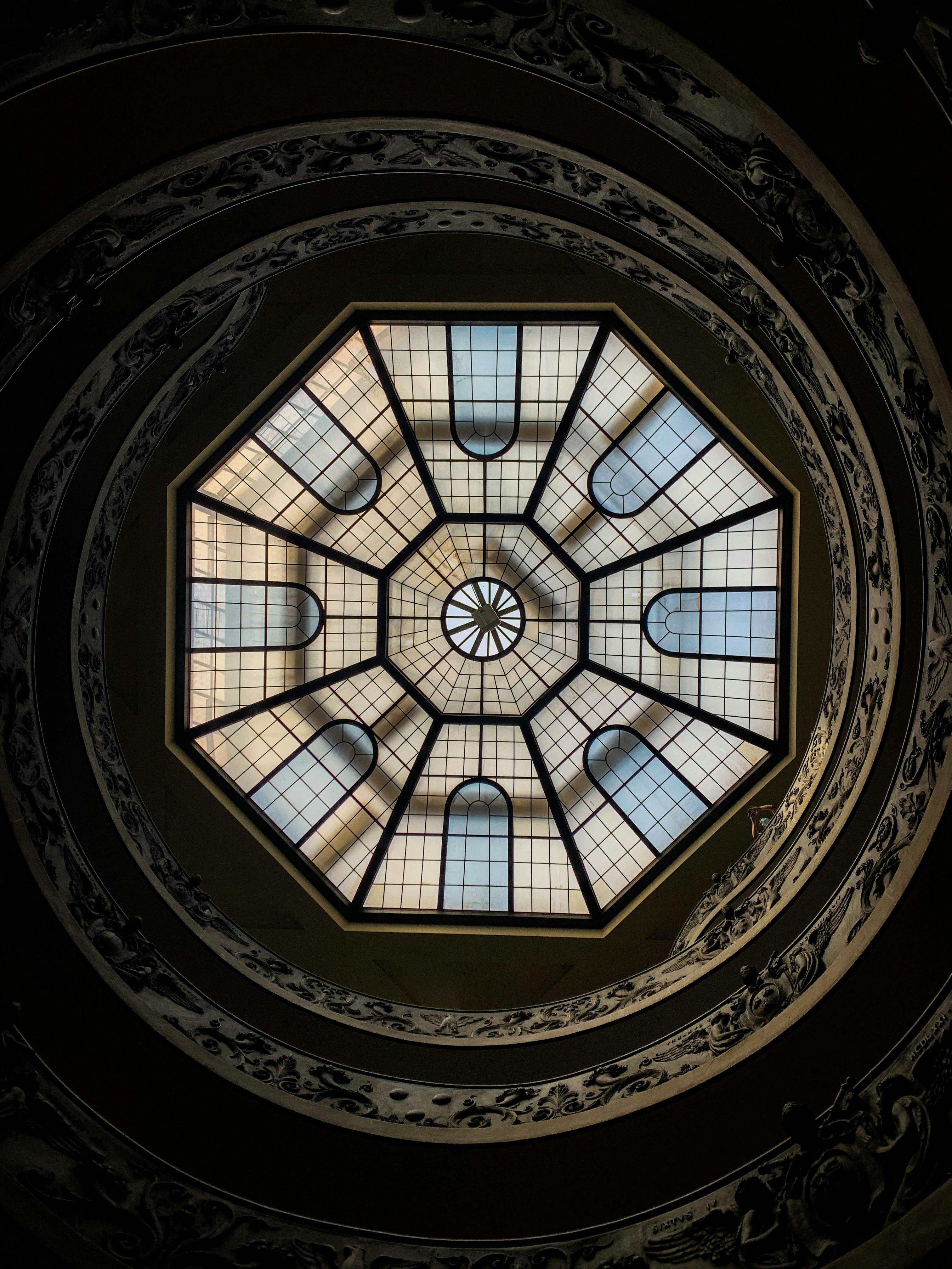 White and Yellow Dome Building Interior · Free Stock Photo