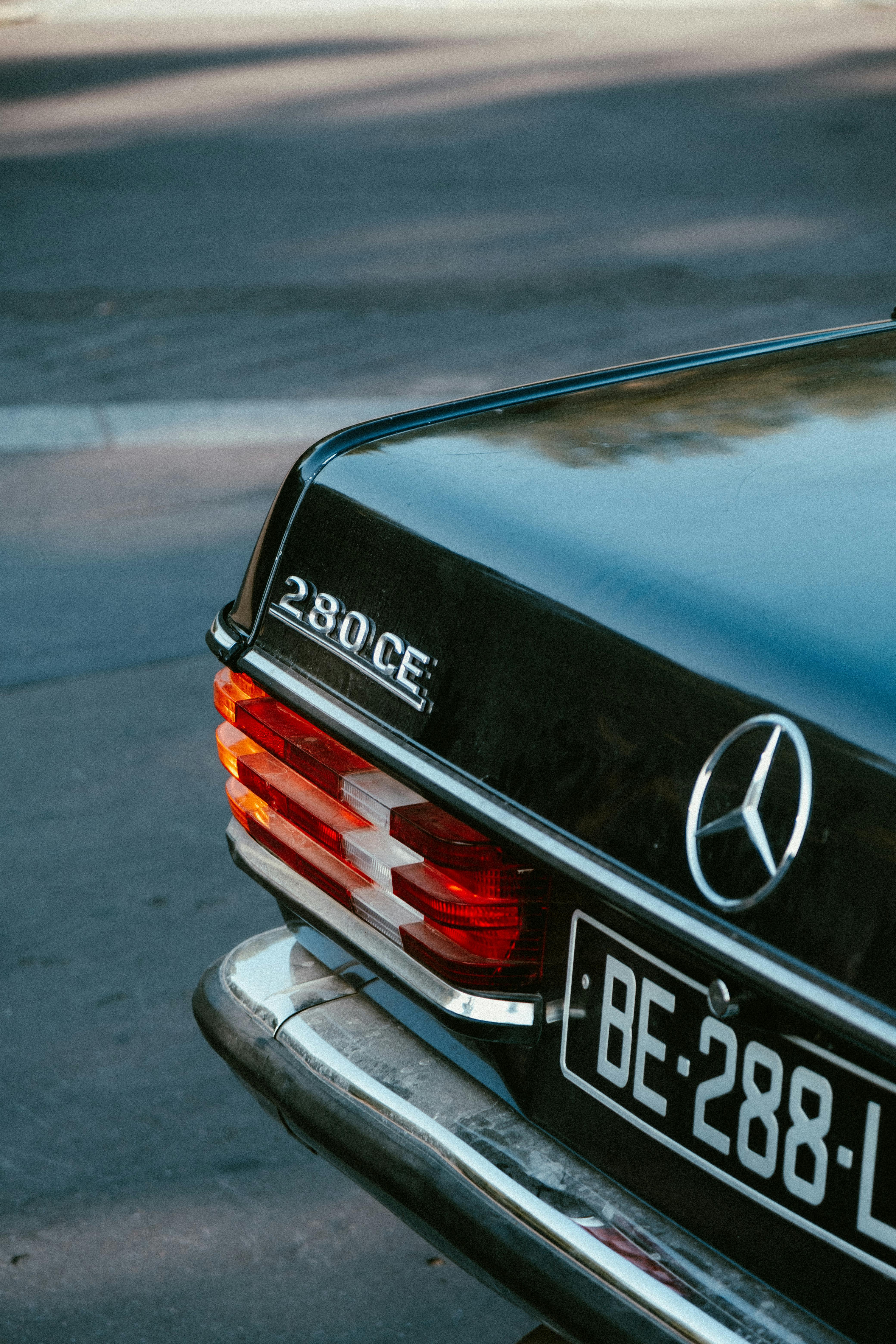 Black Car on the Road · Free Stock Photo