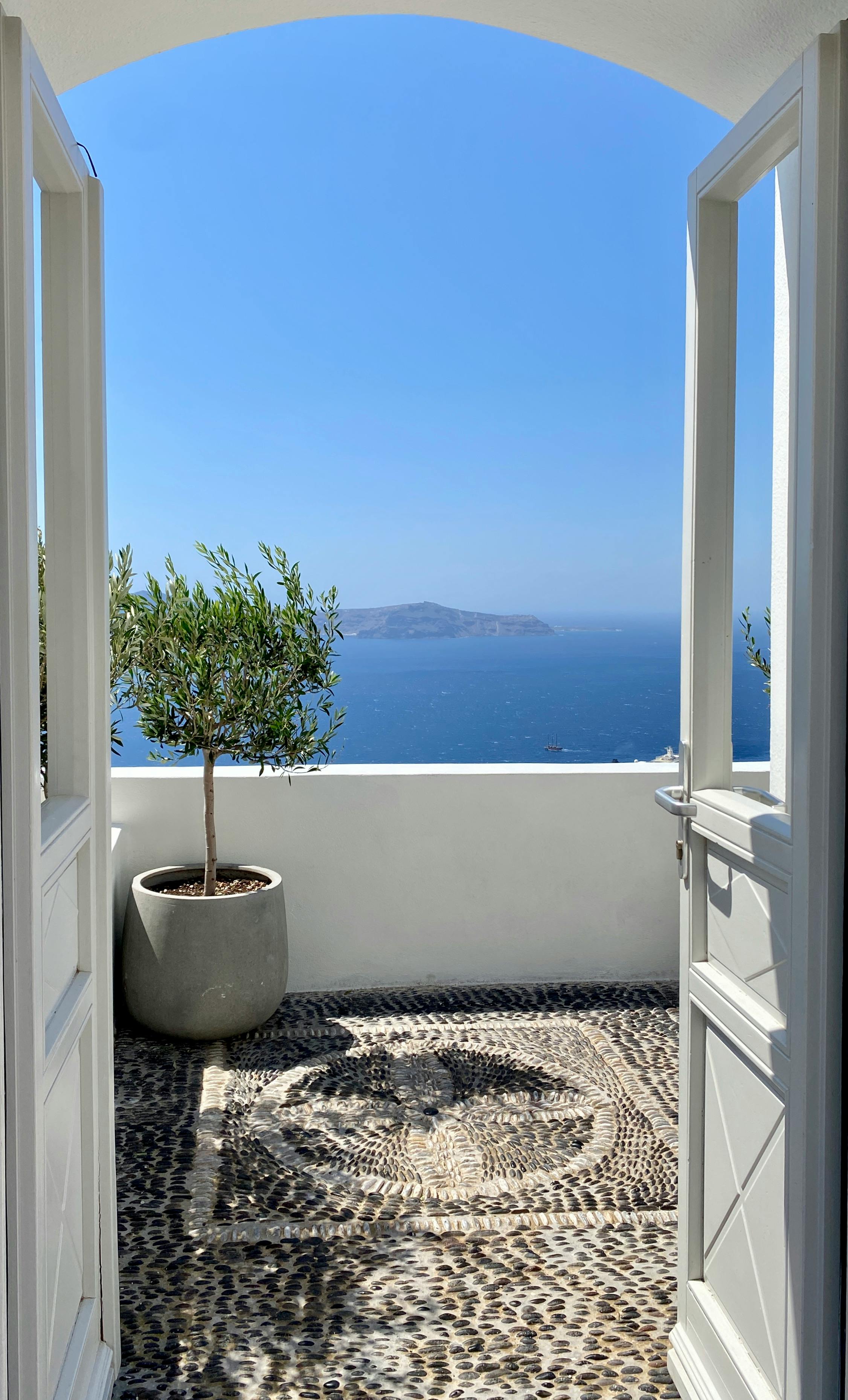 Balcony with An Ocean View · Free Stock Photo