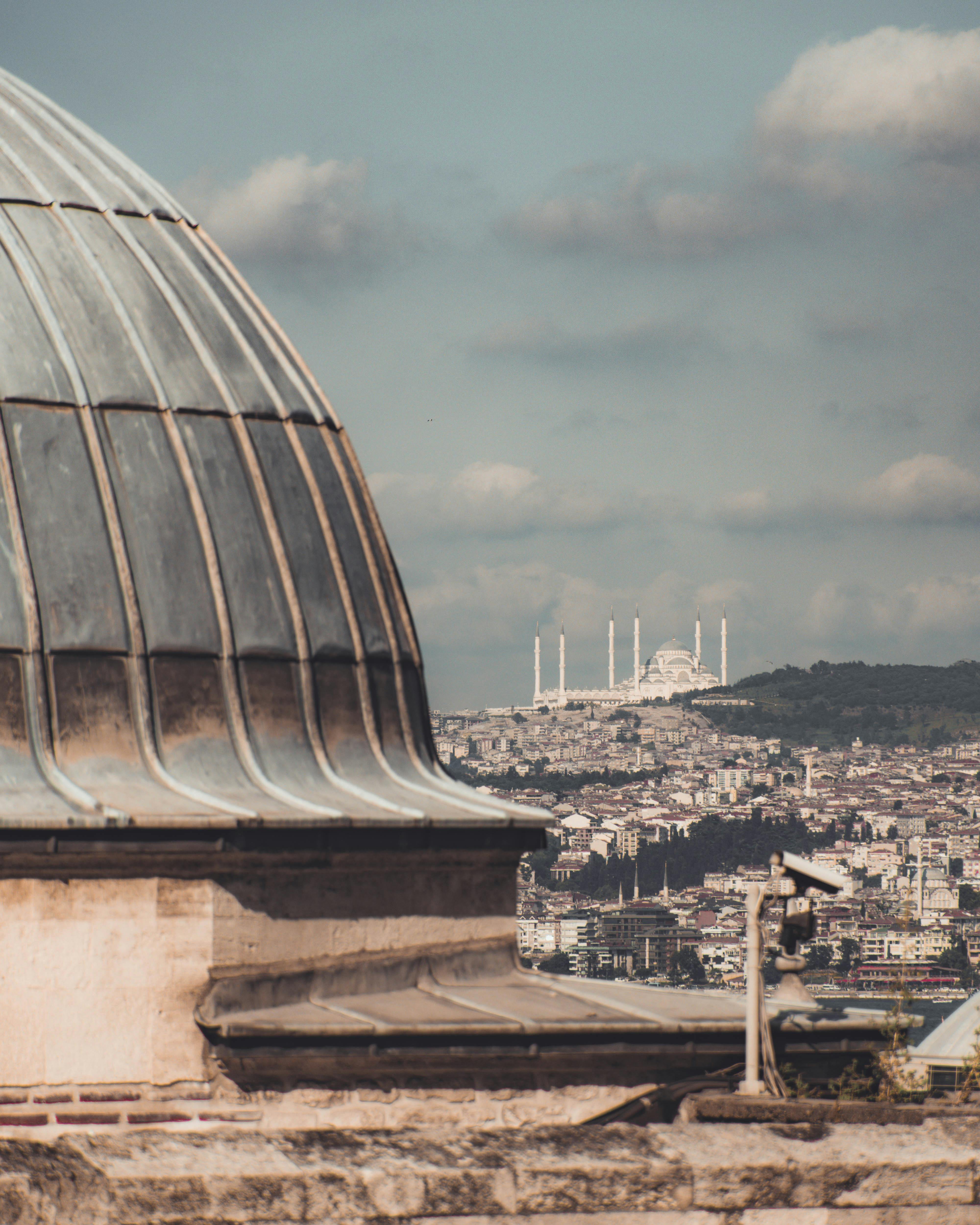 Buildings in Istanbul · Free Stock Photo