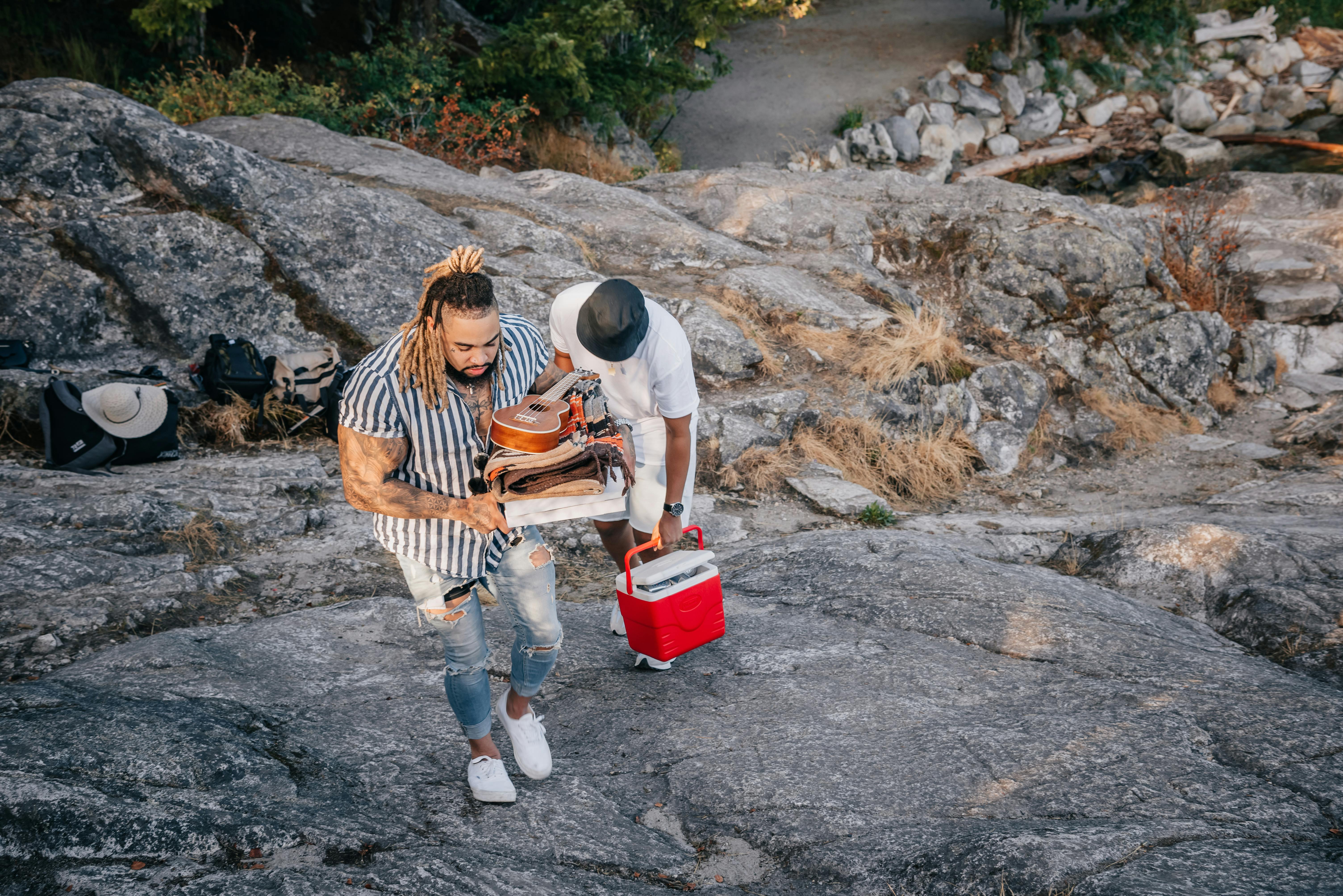 Men carrying Items · Free Stock Photo