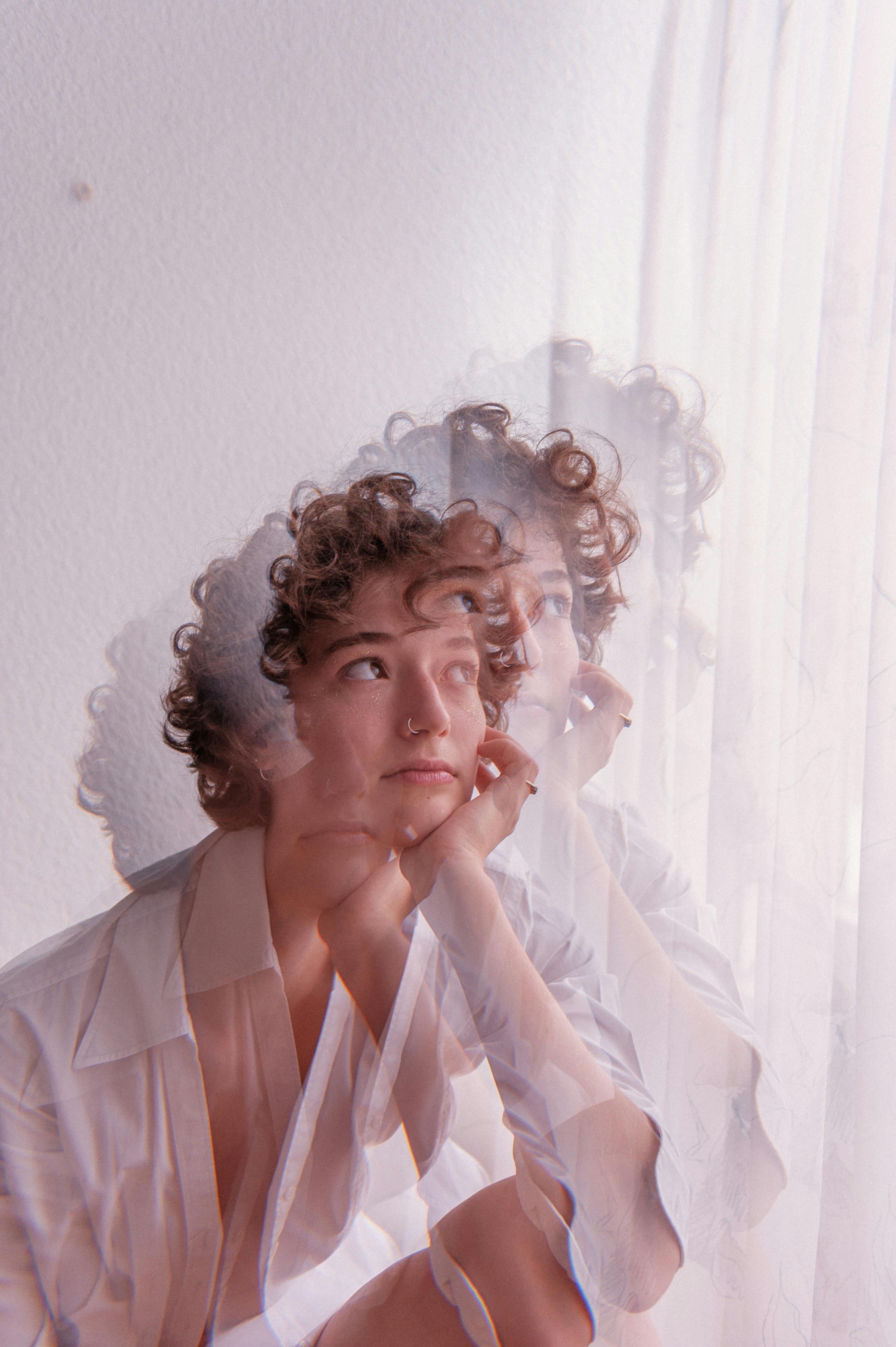 Mirror Effect Photos, Download The BEST Free Mirror Effect Stock Photos ...