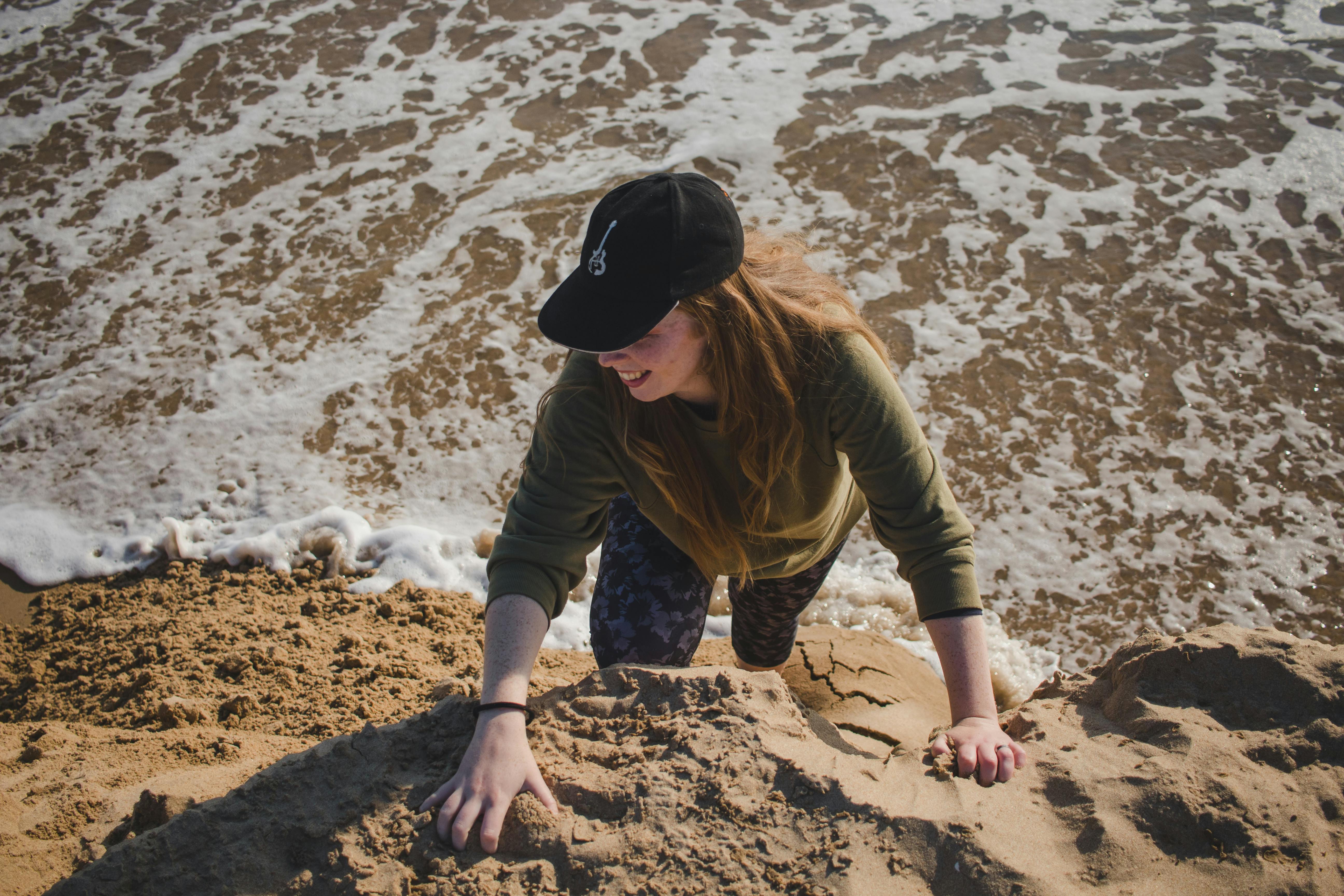 Sand Climbing Photos, Download The BEST Free Sand Climbing Stock Photos ...