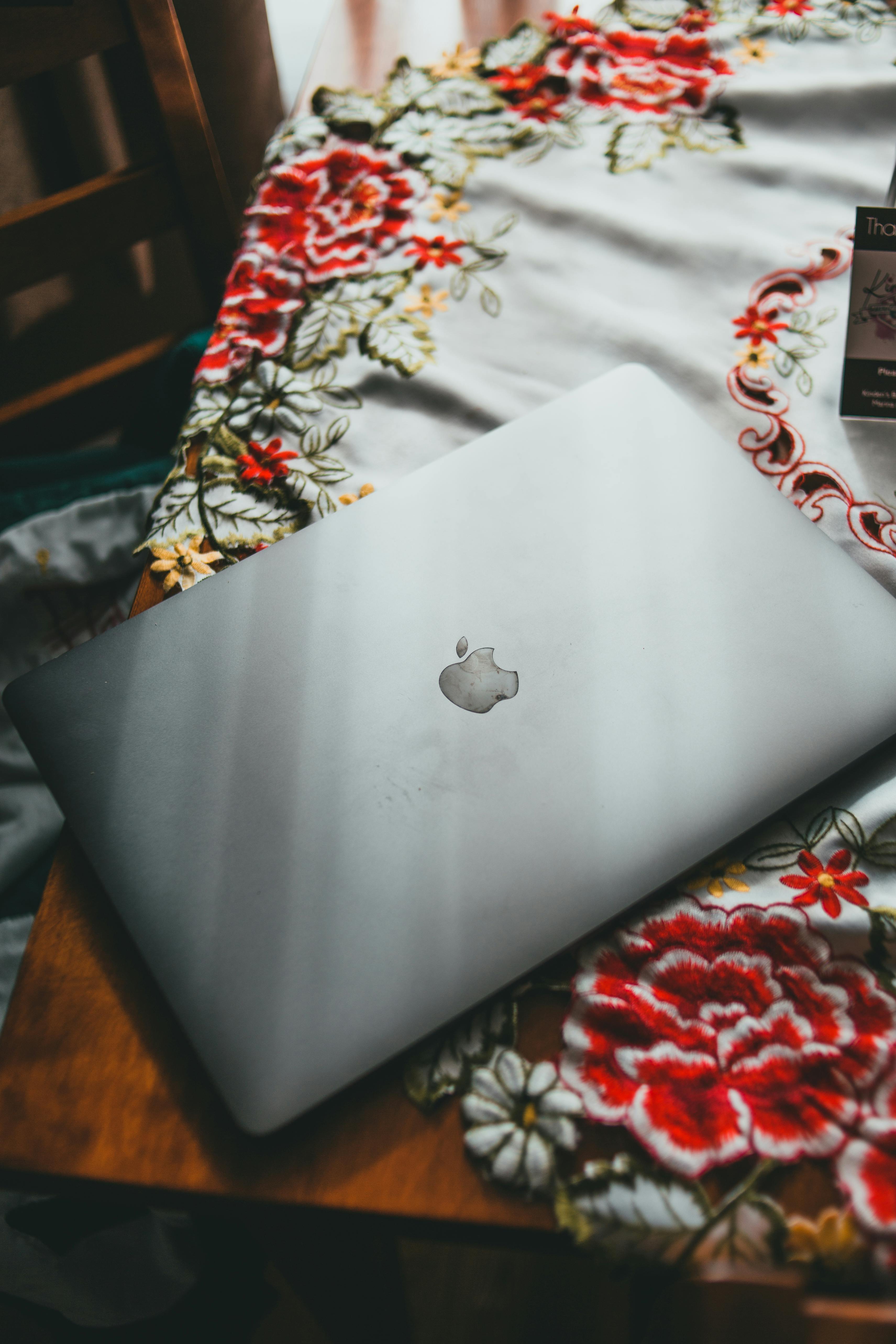 Close-Up Shot of MacBook Air · Free Stock Photo