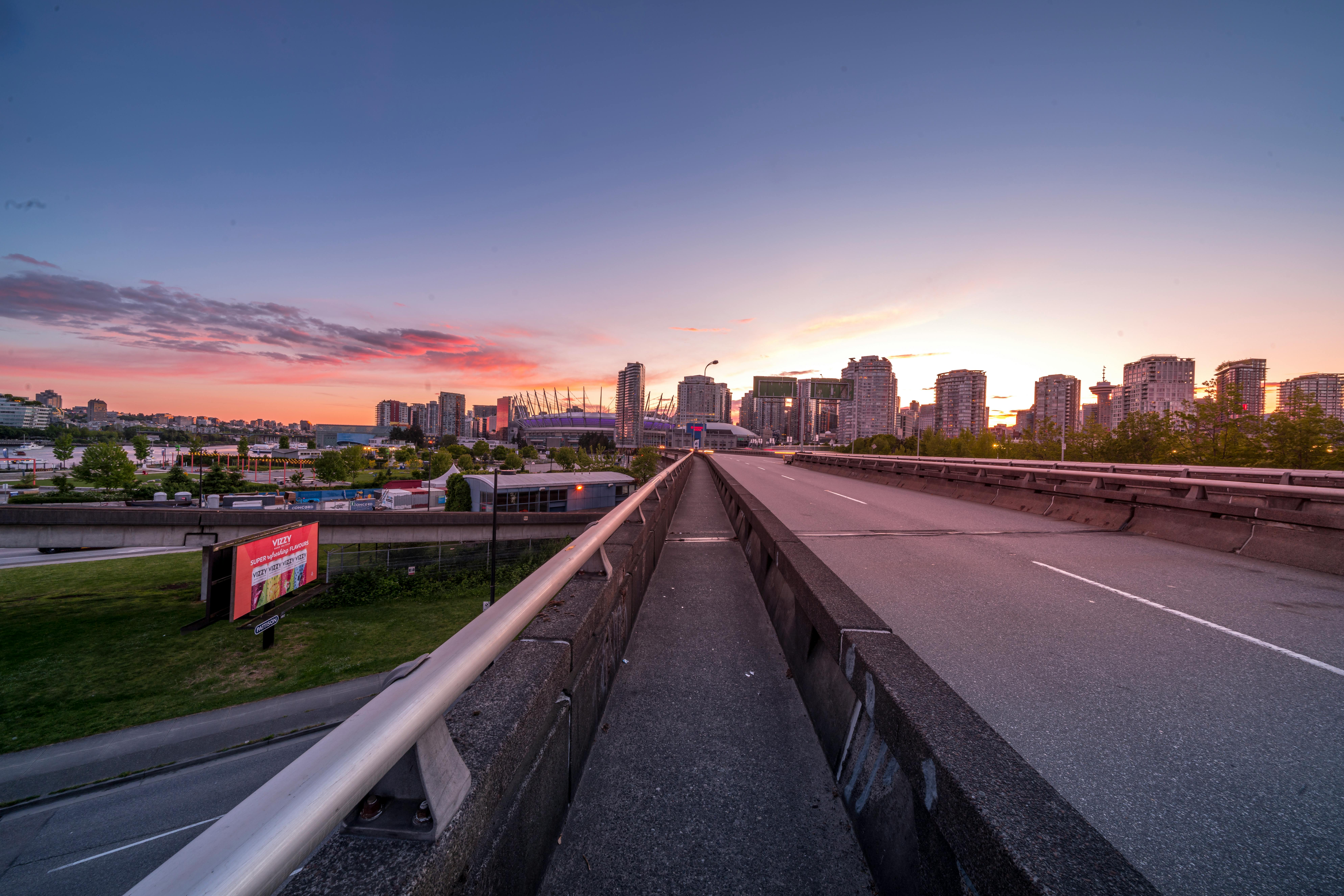 Footpath beside a Road · Free Stock Photo