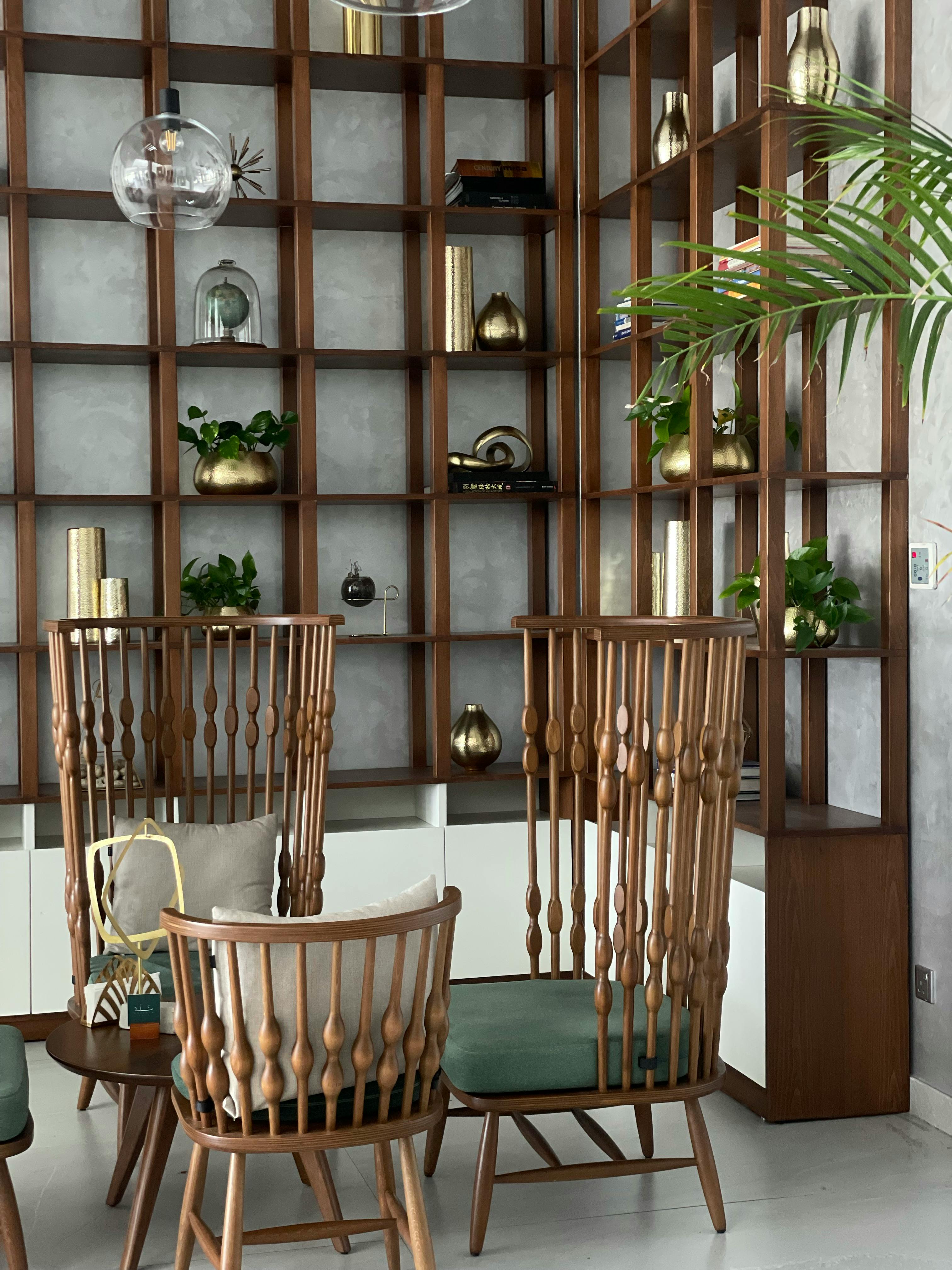 Table in Corner of Cafe · Free Stock Photo