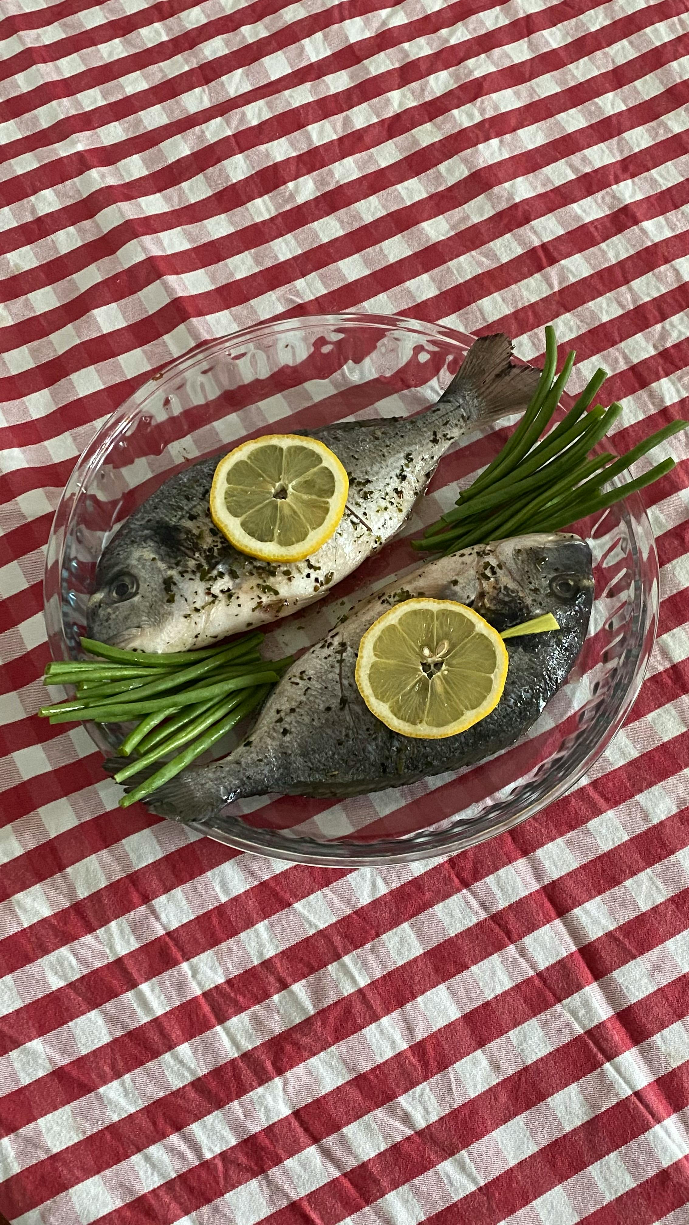 Fish with Lemon Slices · Free Stock Photo
