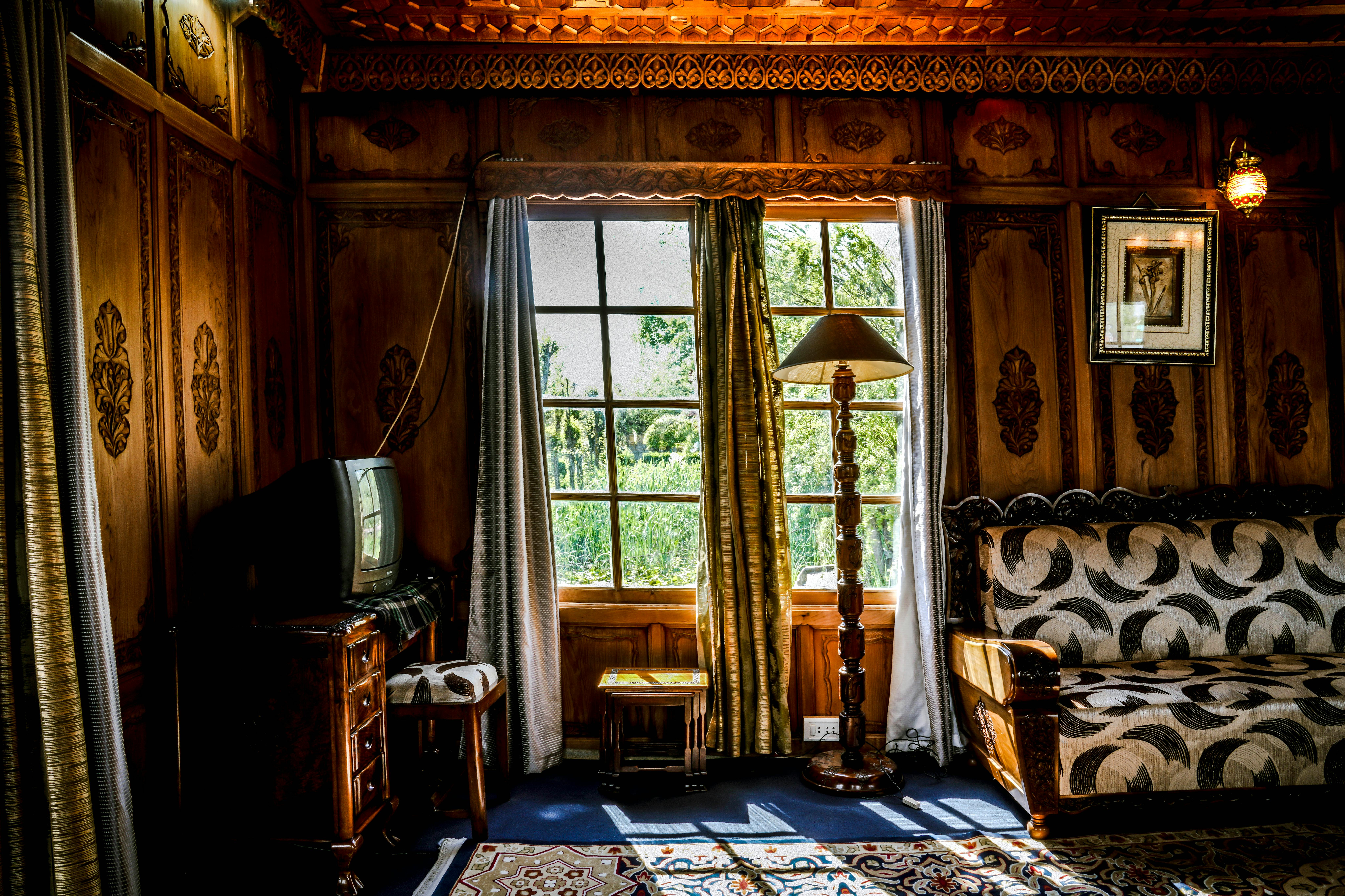 Furniture in Room · Free Stock Photo