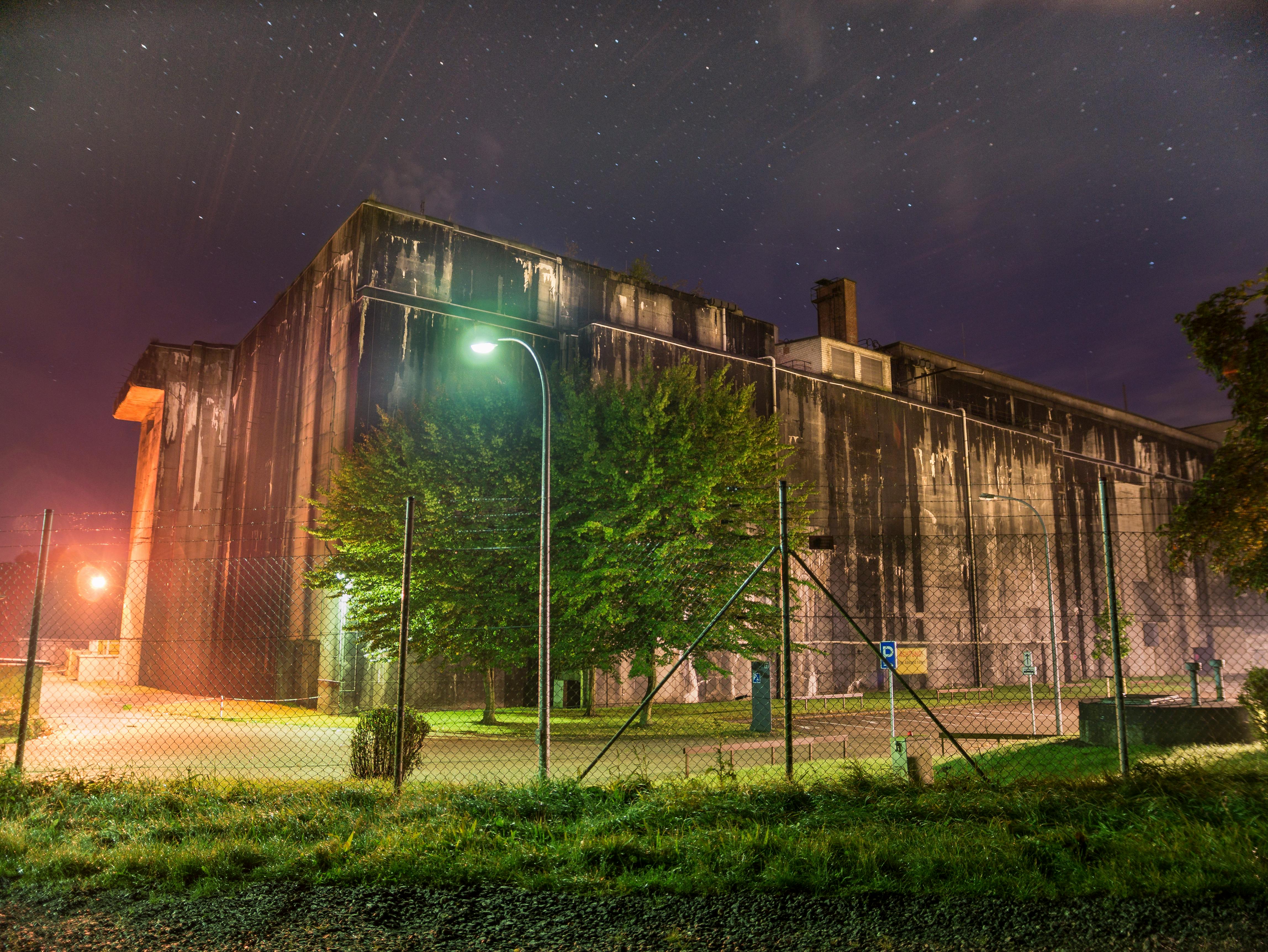 Free stock photo of baum, building, bunker