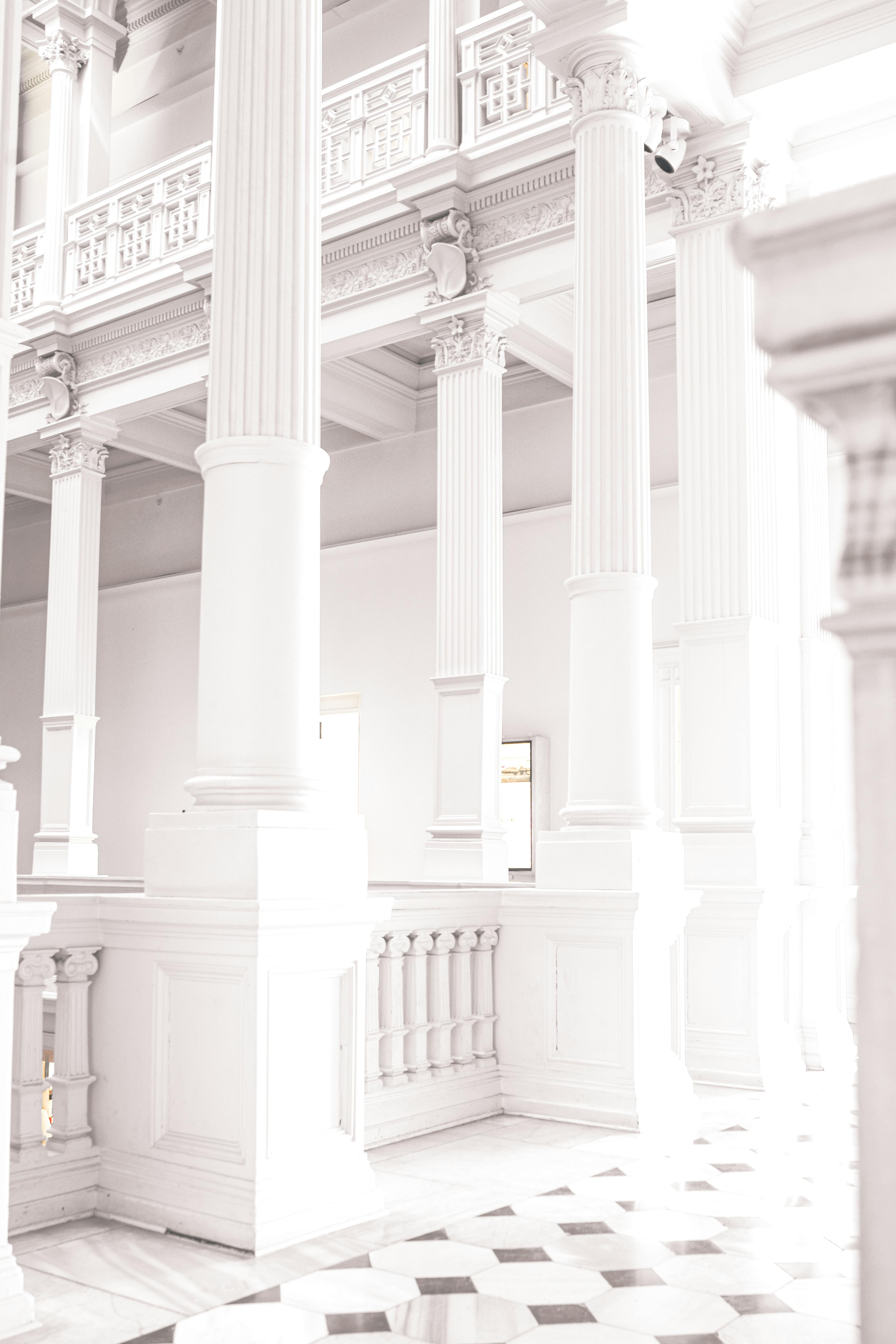 White Interior of Building · Free Stock Photo