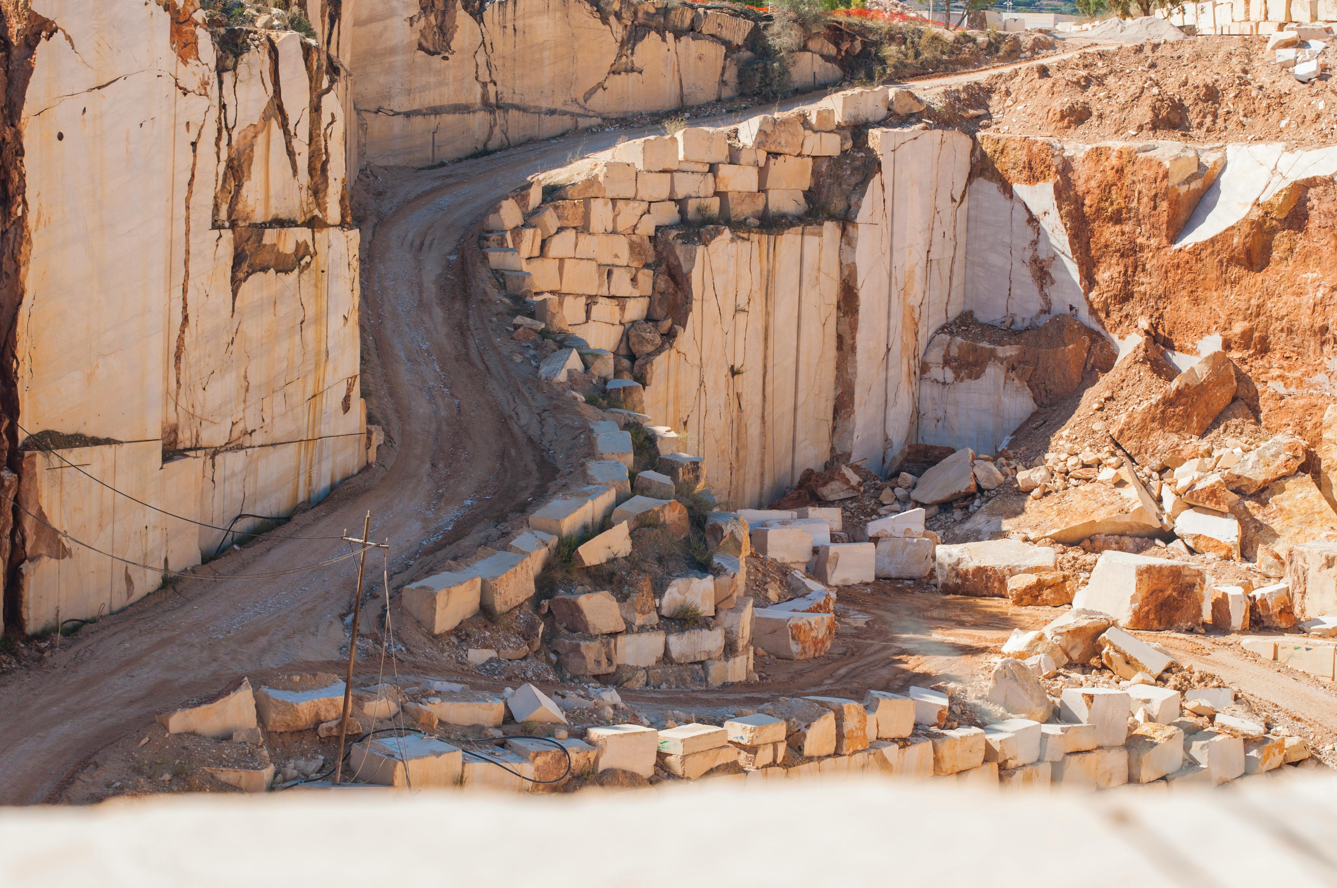 Free stock photo of Marmor, Steinbruch