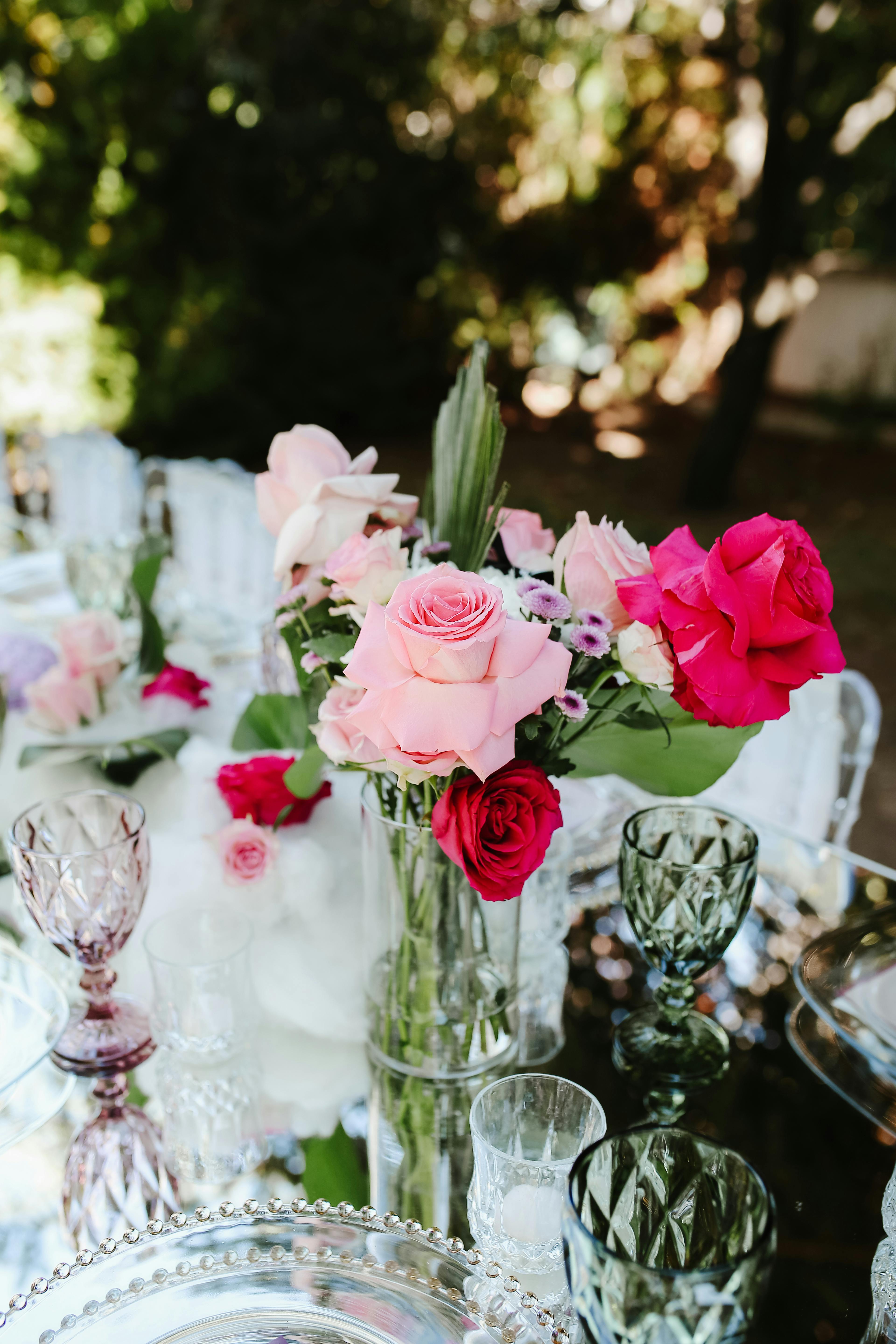 Place Settings for a Wedding Reception · Free Stock Photo