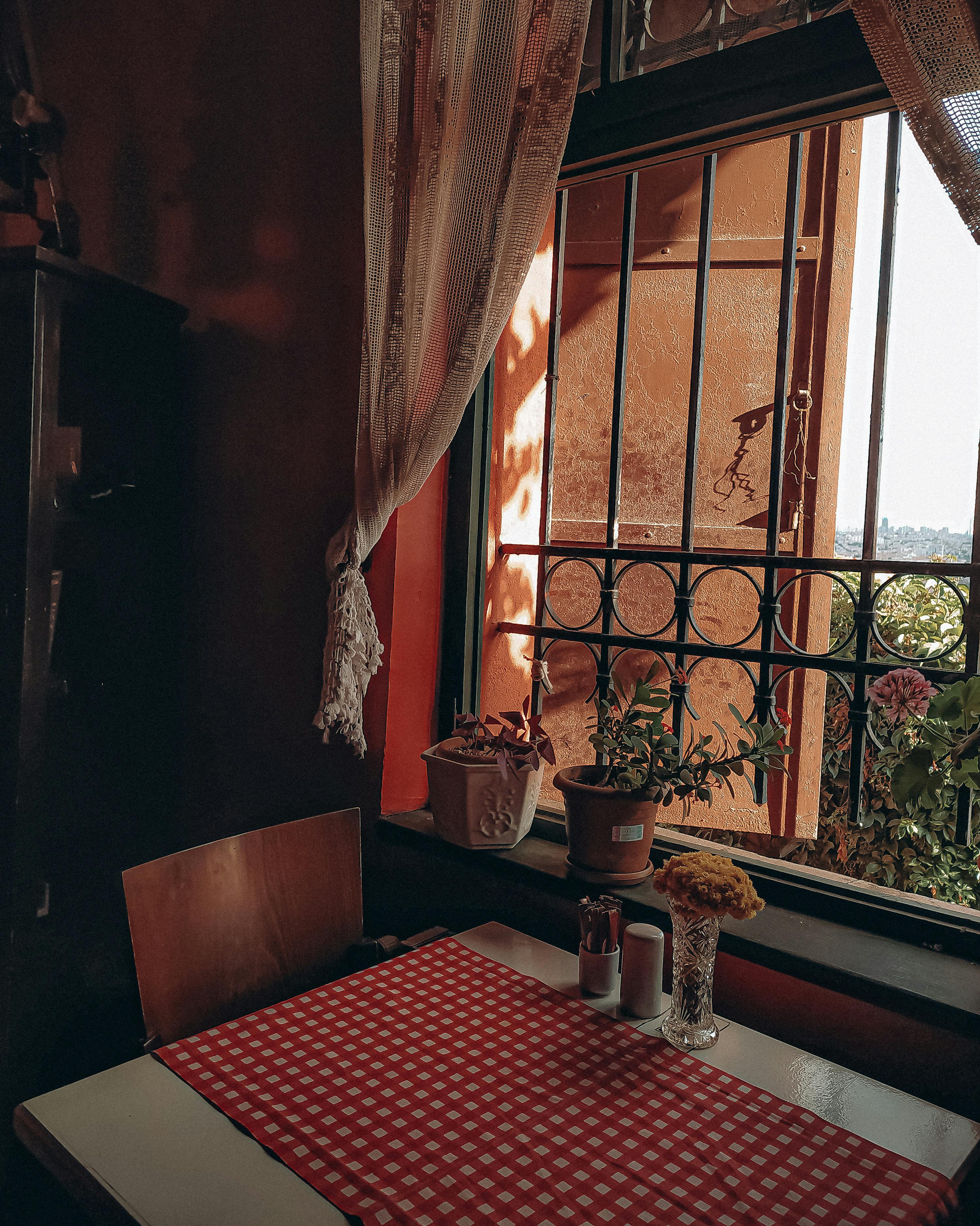 Table near Window · Free Stock Photo