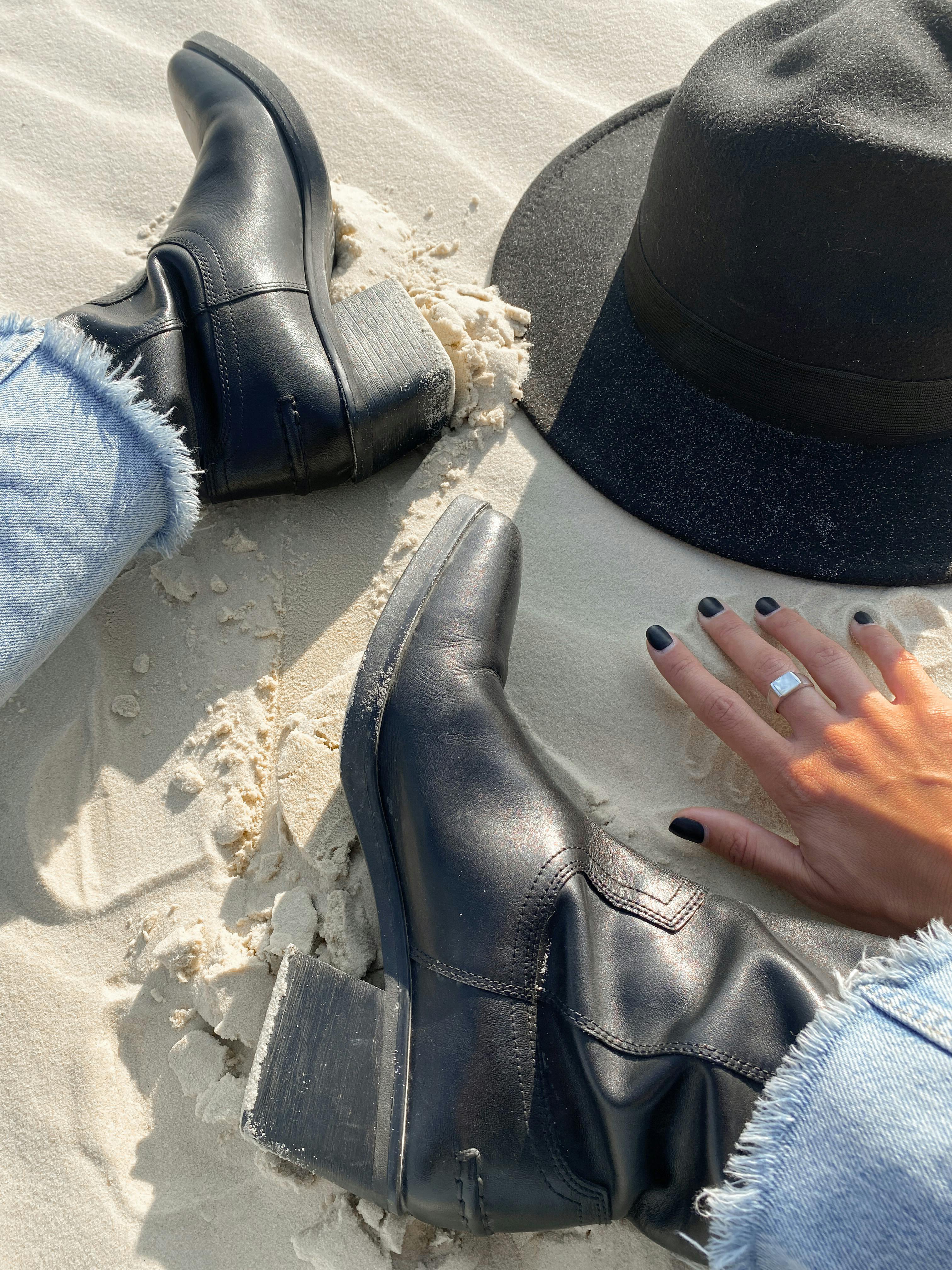 Sandy Boots Photos, Download The BEST Free Sandy Boots Stock Photos ...