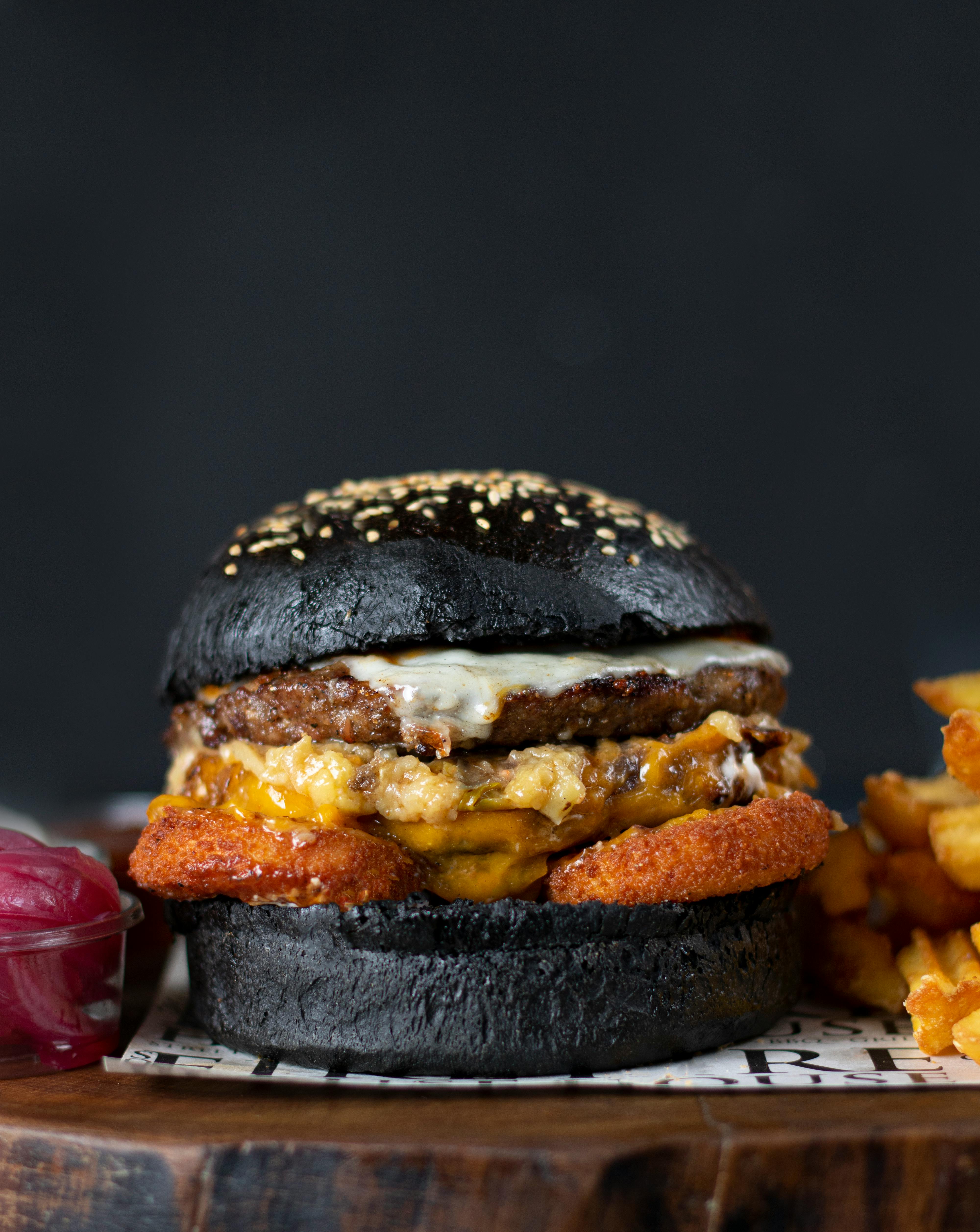 Close up of Burger · Free Stock Photo