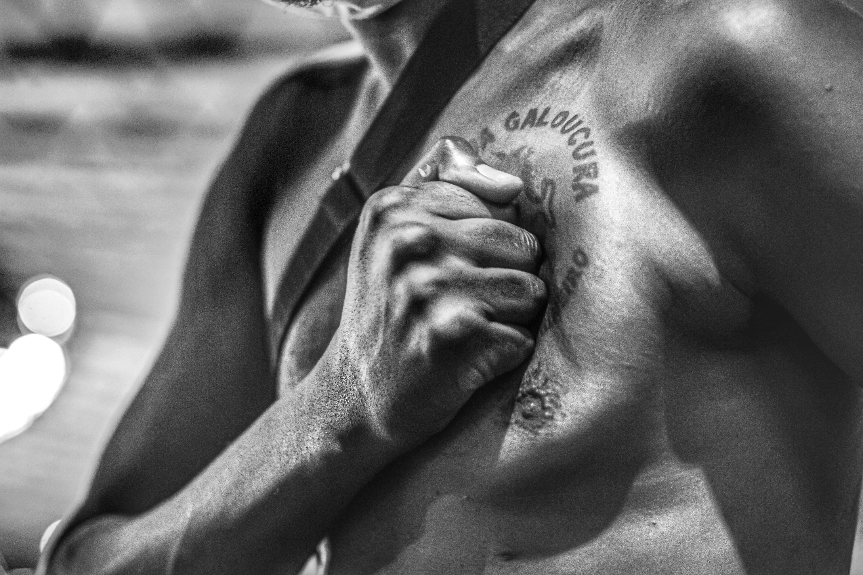 P&B 8 Photos & Videos Collected by Matheus Bertelli