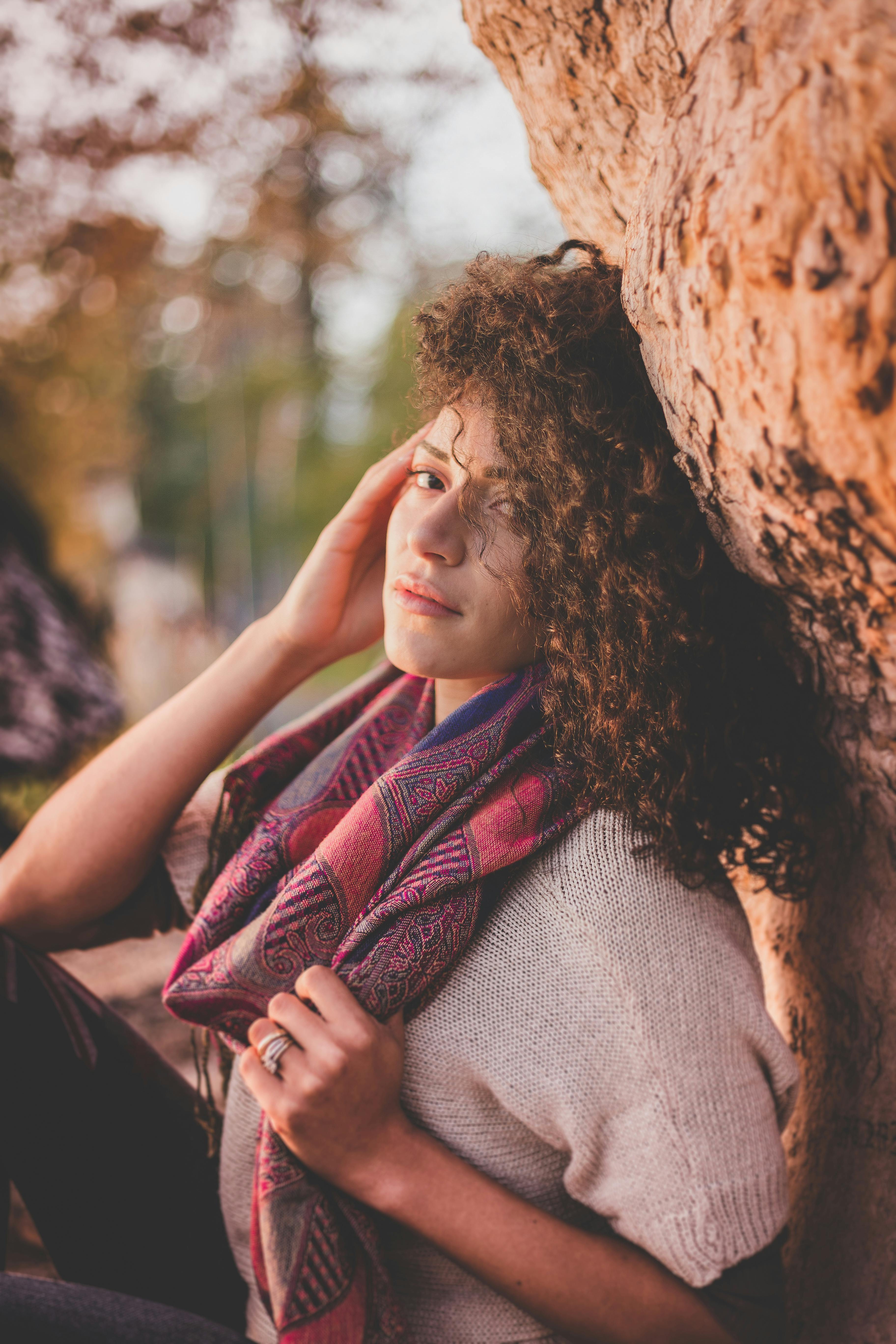 Woman Wearing a Red and White Shole · Free Stock Photo