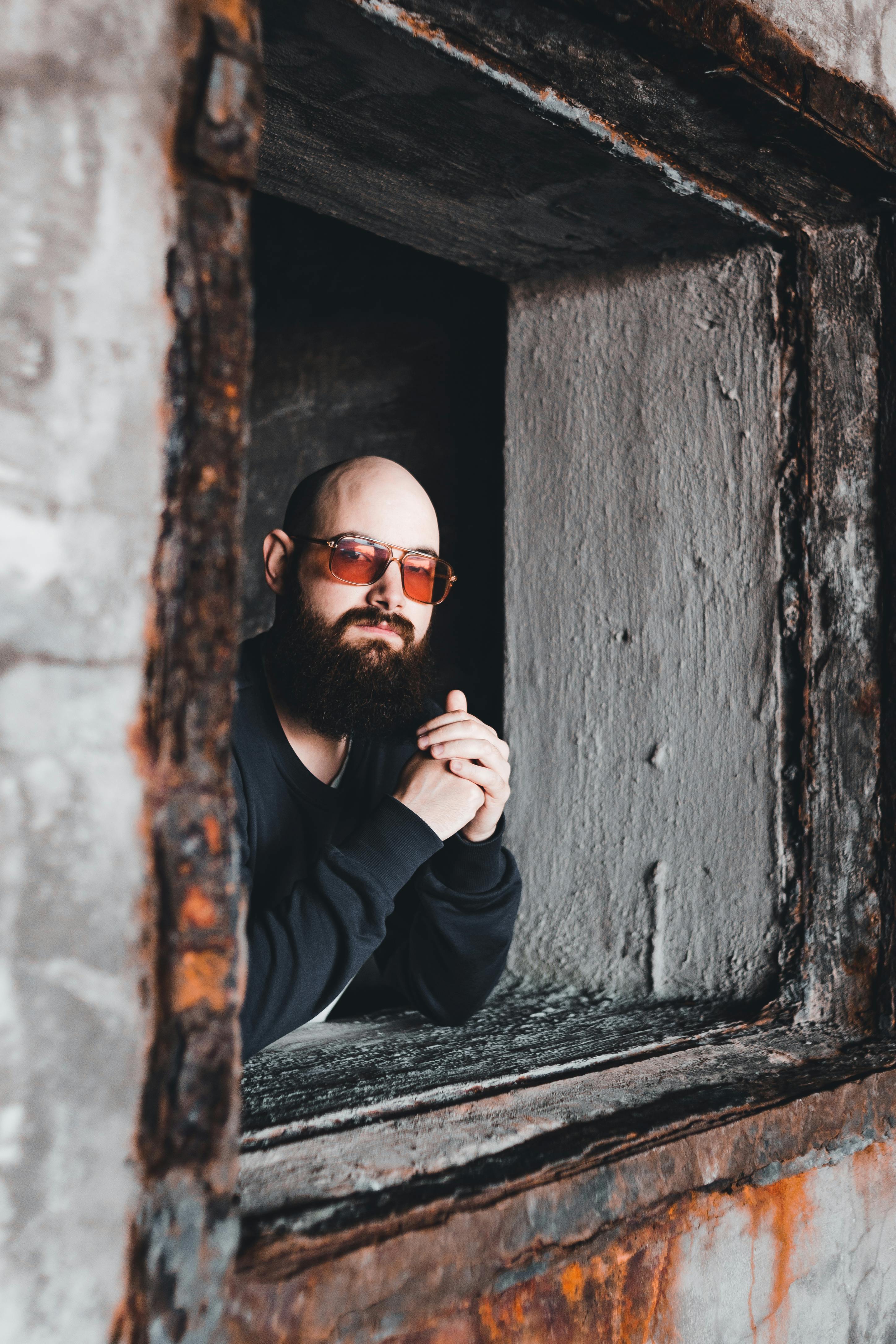 Rusty Window Frame · Free Stock Photo