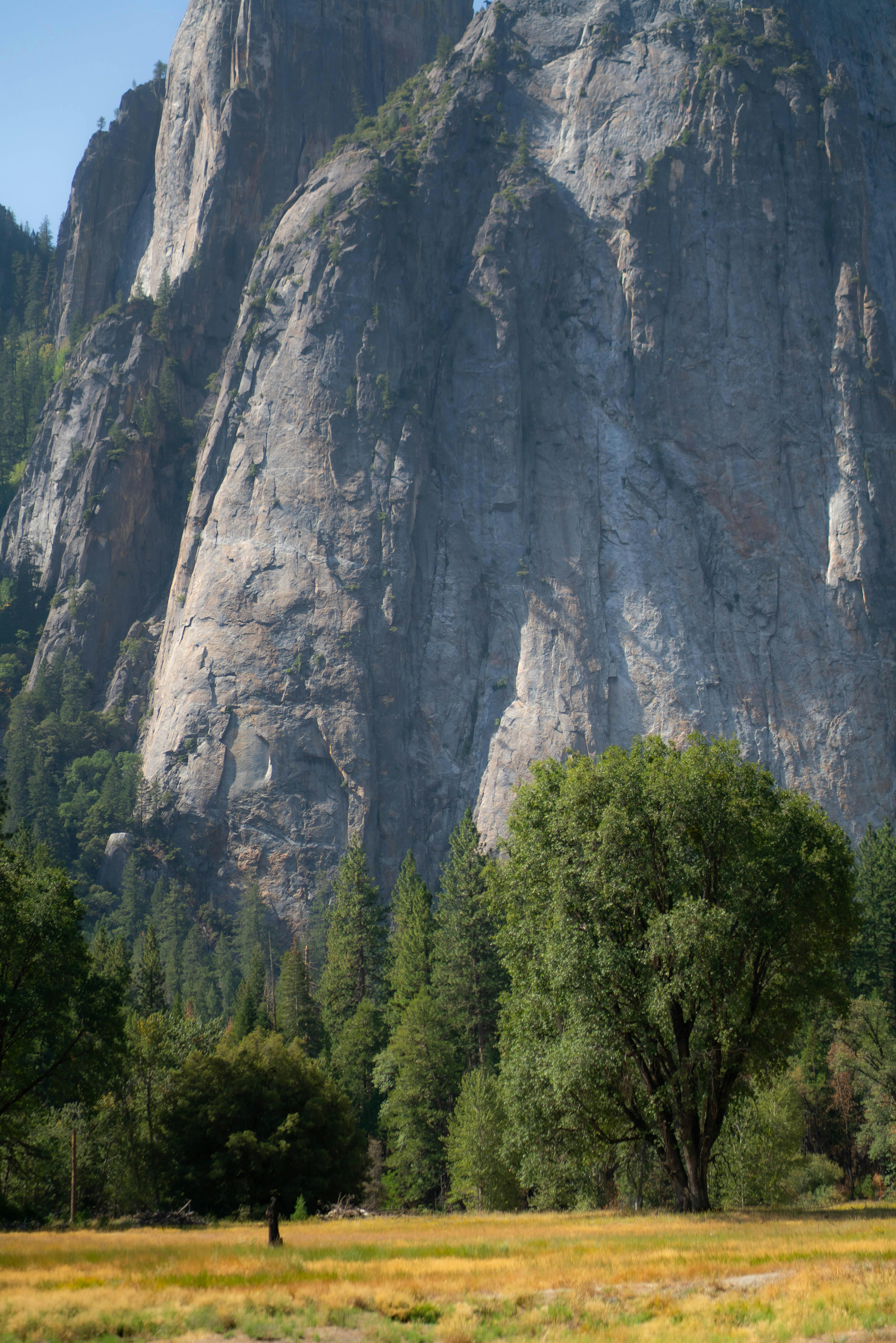 Craggy Rock Formation · Free Stock Photo