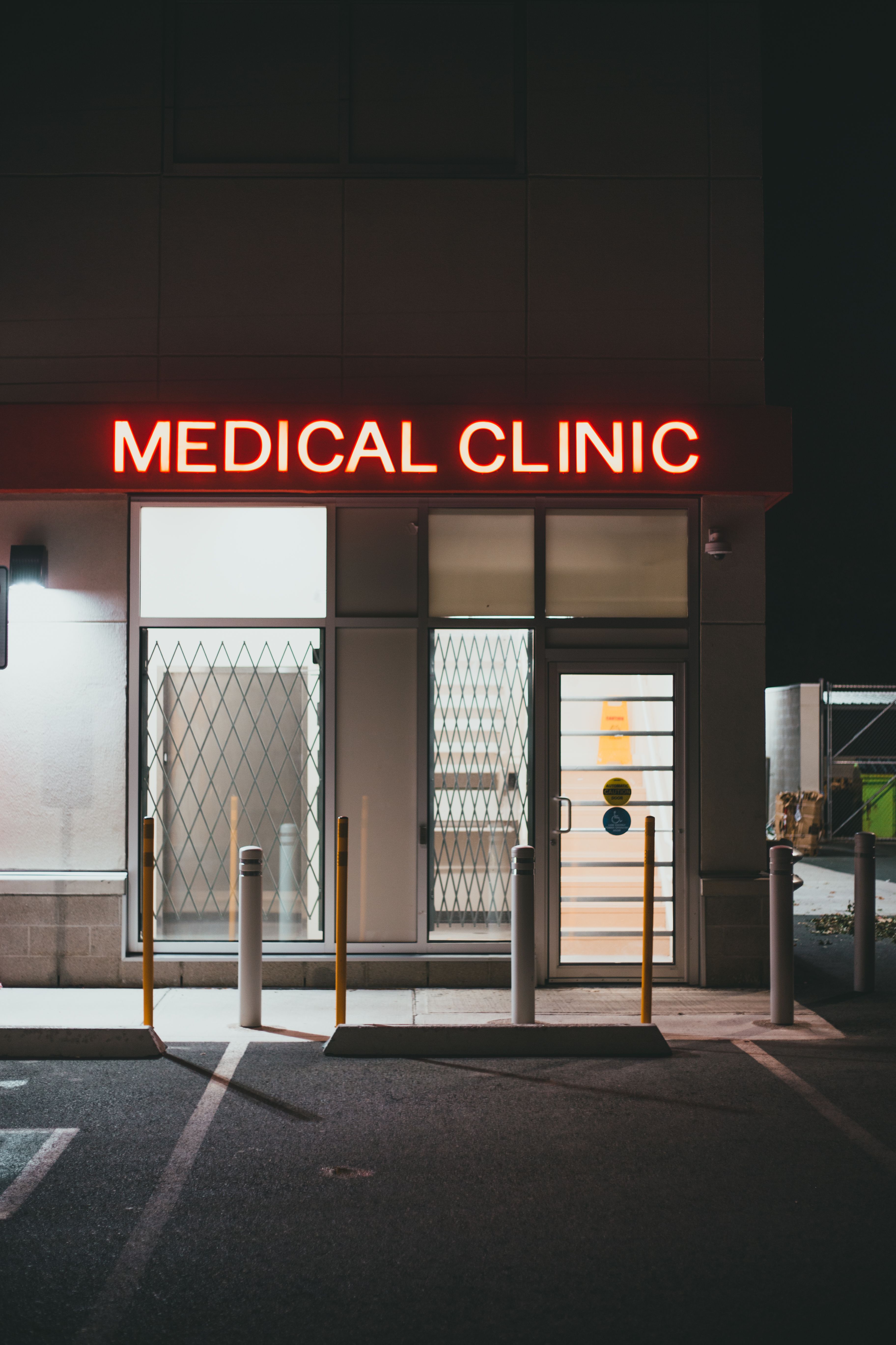 Medical Clinic Exterior Photos, Download The BEST Free Medical Clinic ...