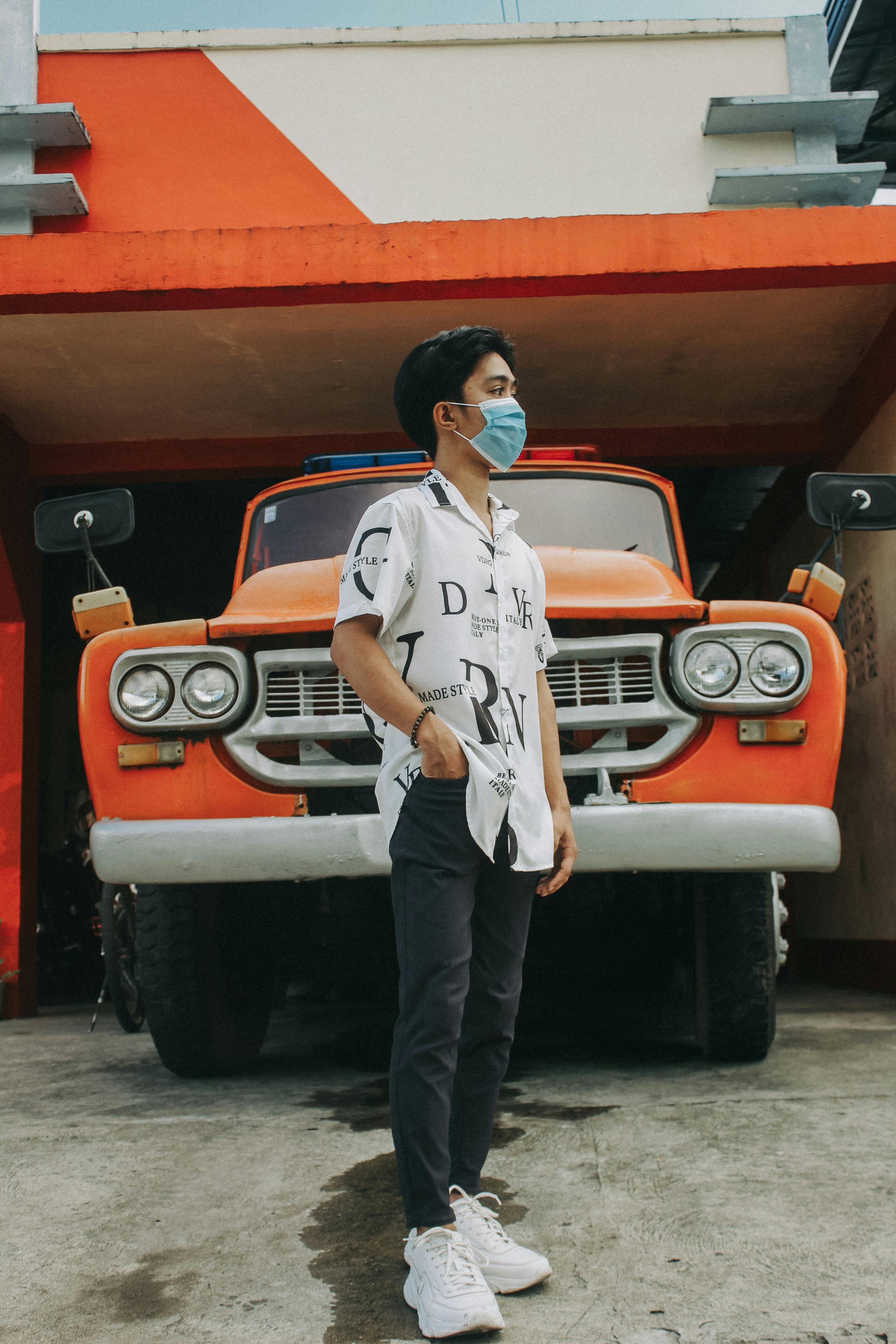 Man Performing Front Kick Towards Camera · Free Stock Photo