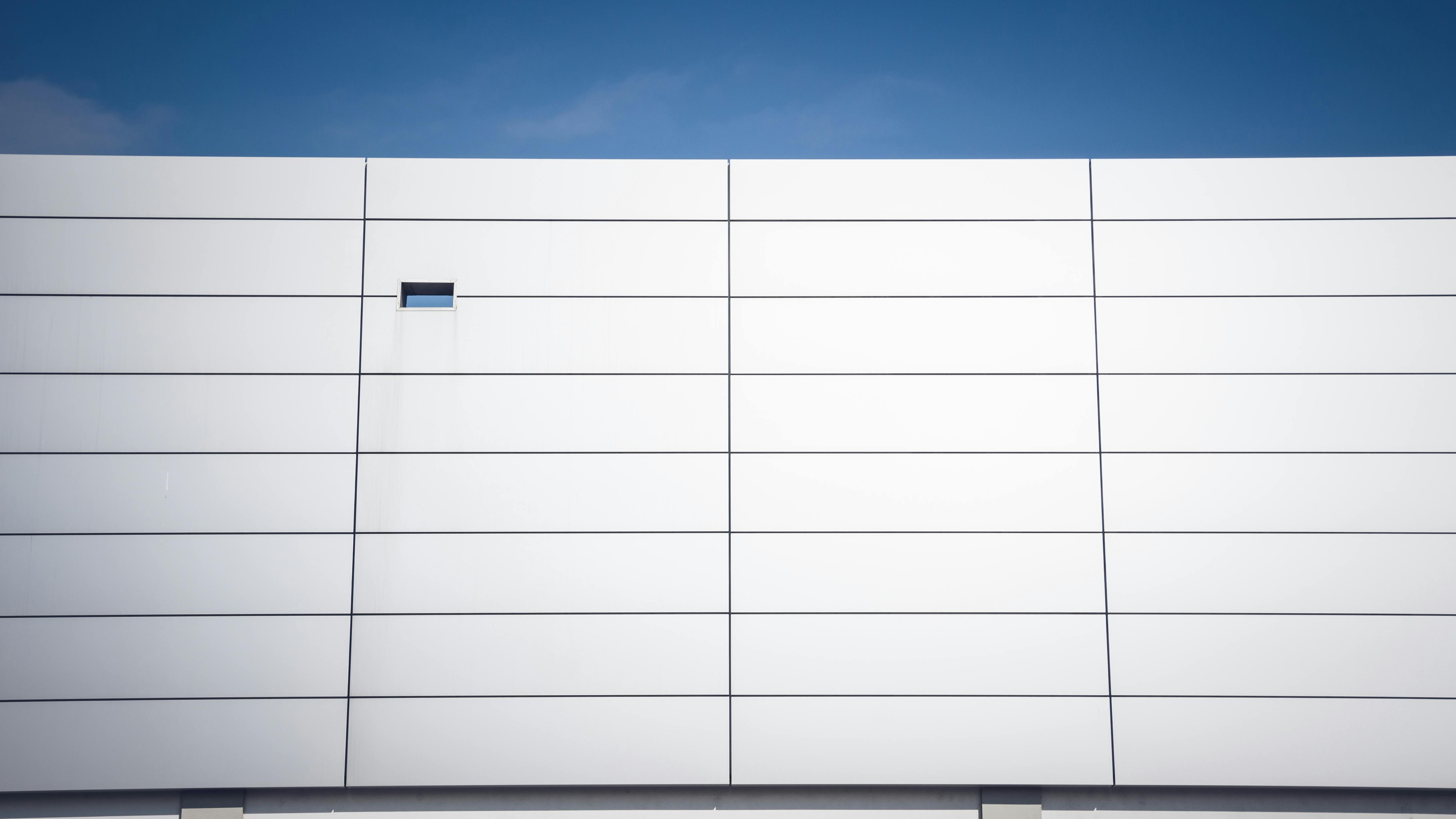 Photo of White Building · Free Stock Photo