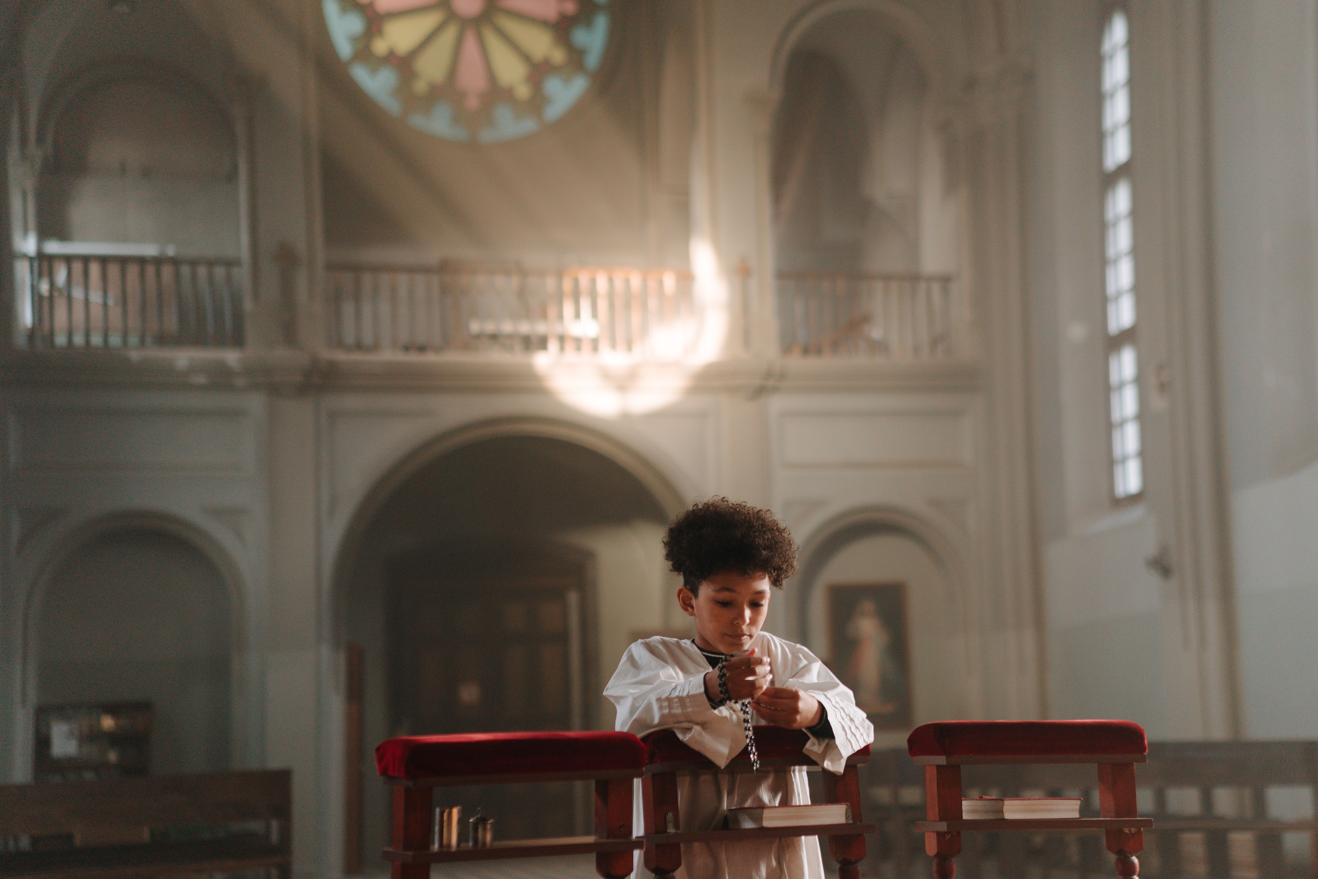 Empty Cathedral Hall · Free Stock Photo