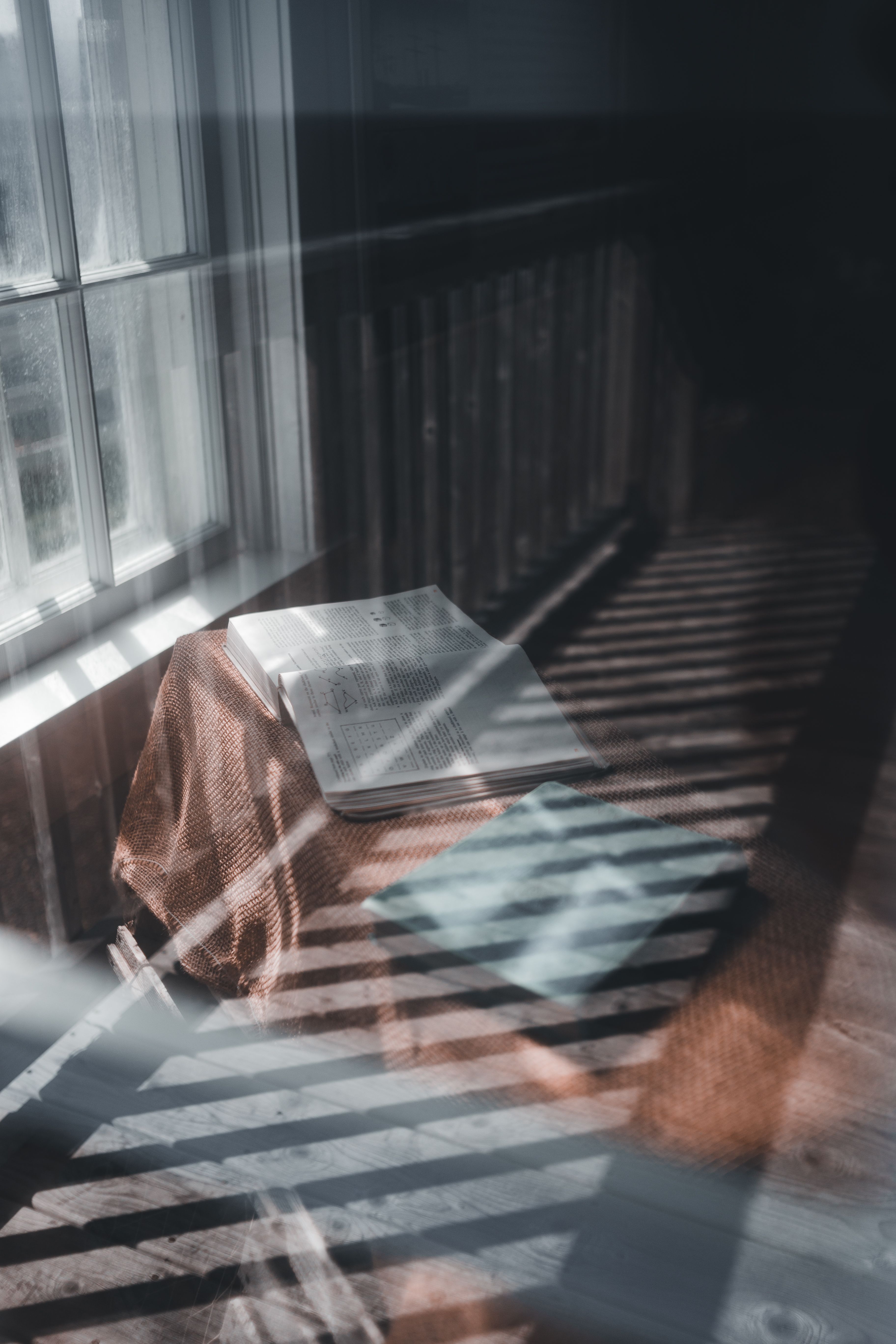 Casting Shadows Photos, Download The BEST Free Casting Shadows Stock ...