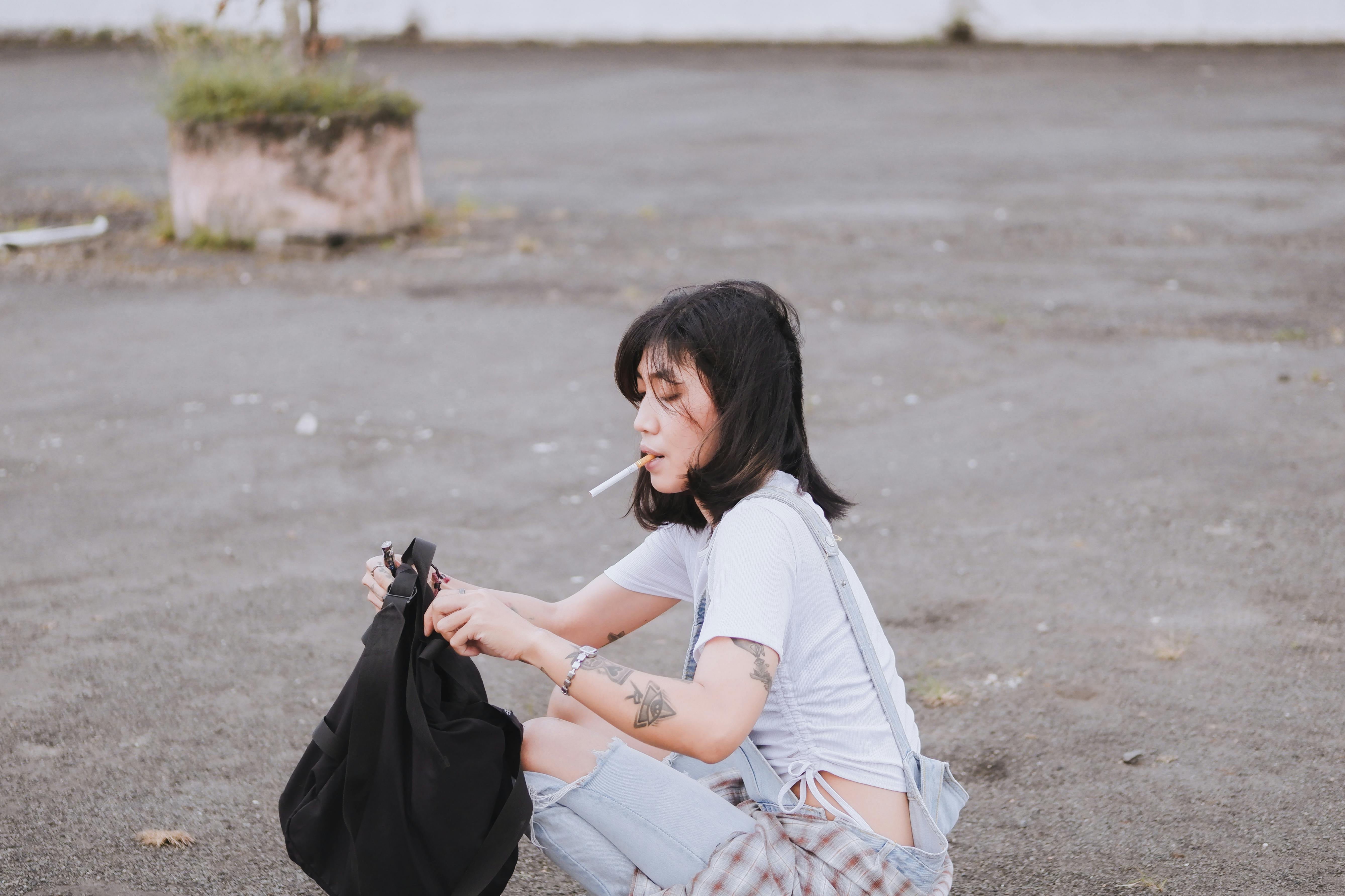 Smoking Bag Photos, Download The BEST Free Smoking Bag Stock Photos ...