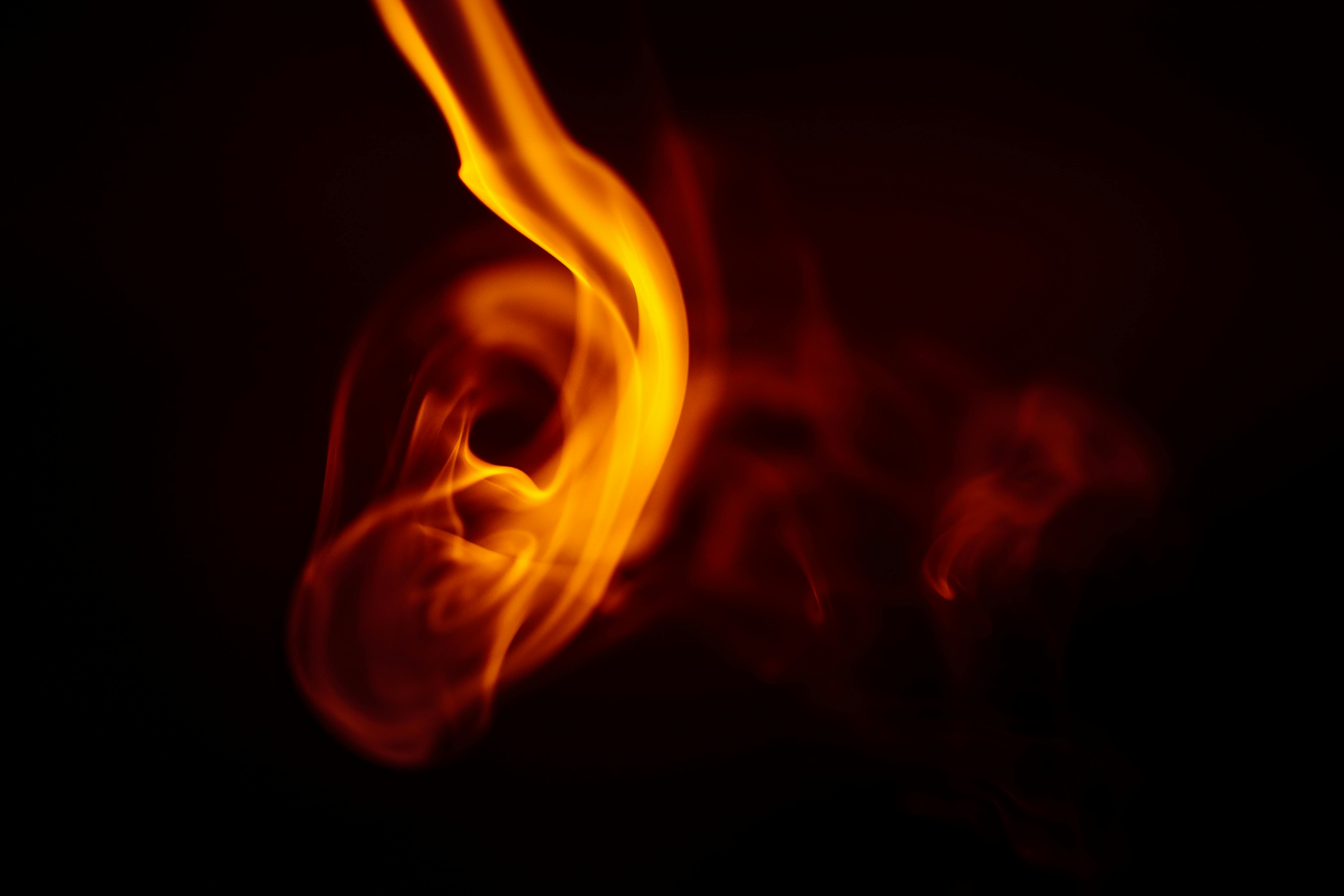 Blazing Fire Background Photos, Download The BEST Free Blazing Fire ...