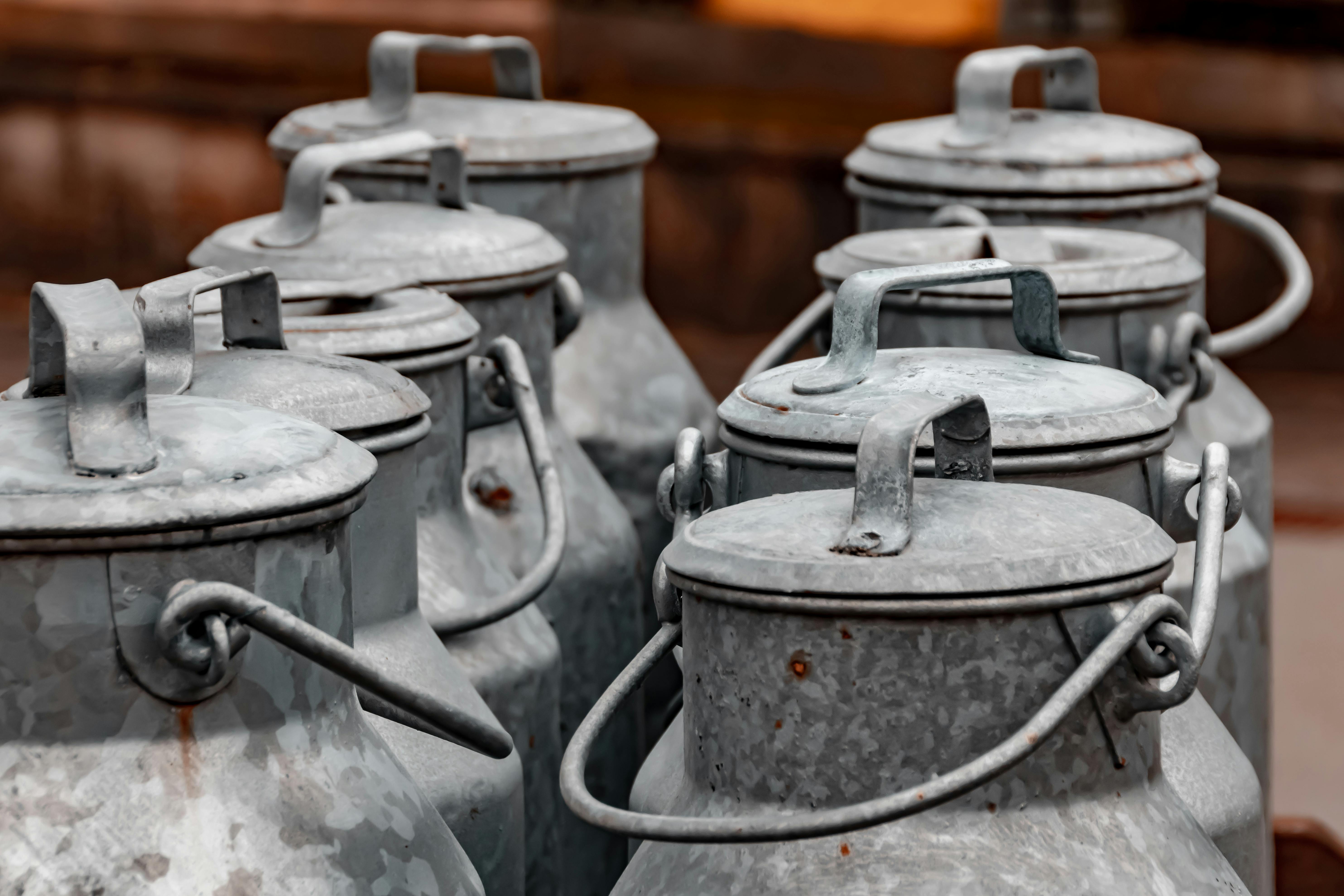 Metal Containers Photos, Download Free Metal Containers Stock Photos ...