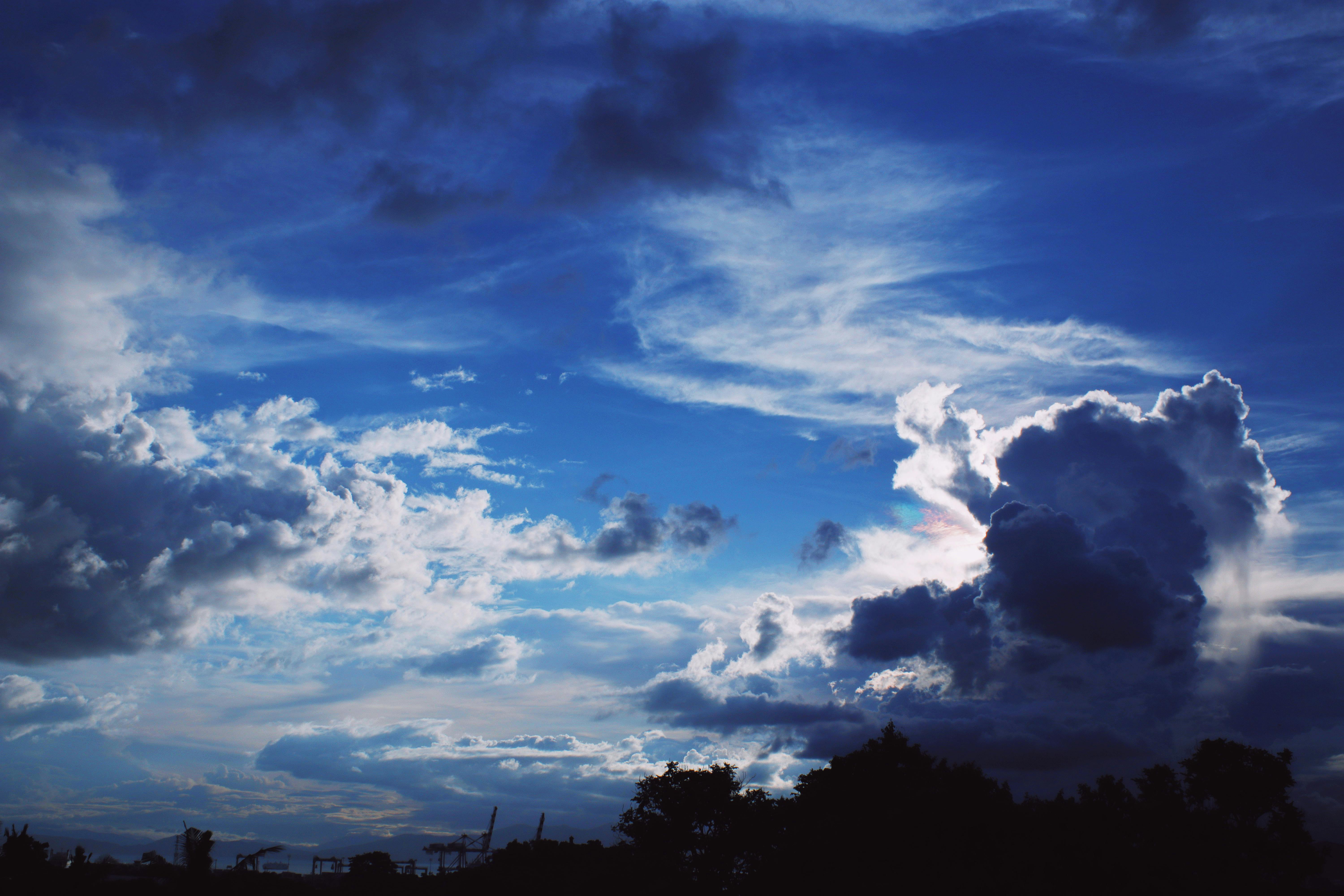 Low Angle Photography of Sky · Free Stock Photo