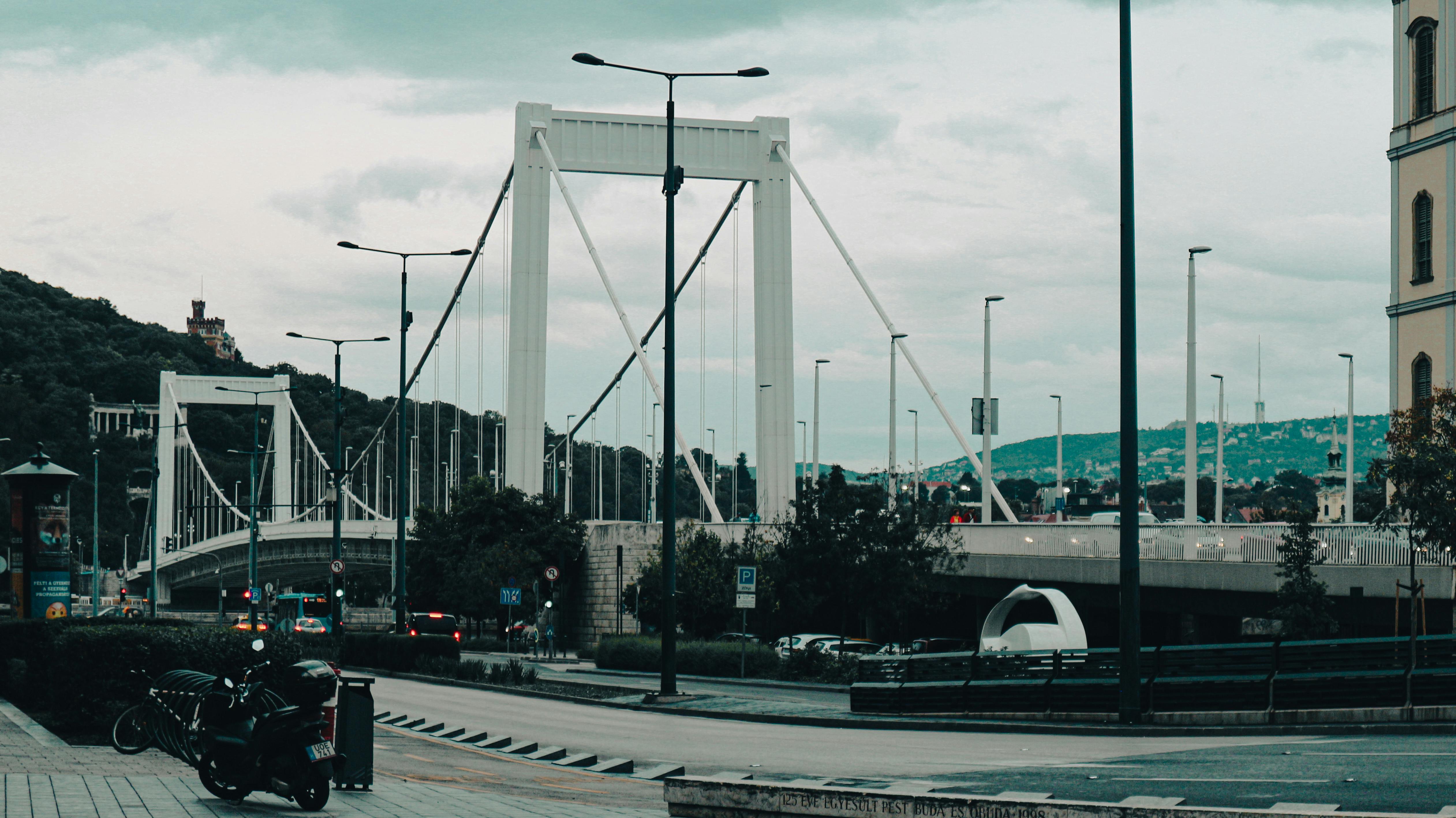 White and Gray Bridge With Vehicles · Free Stock Photo