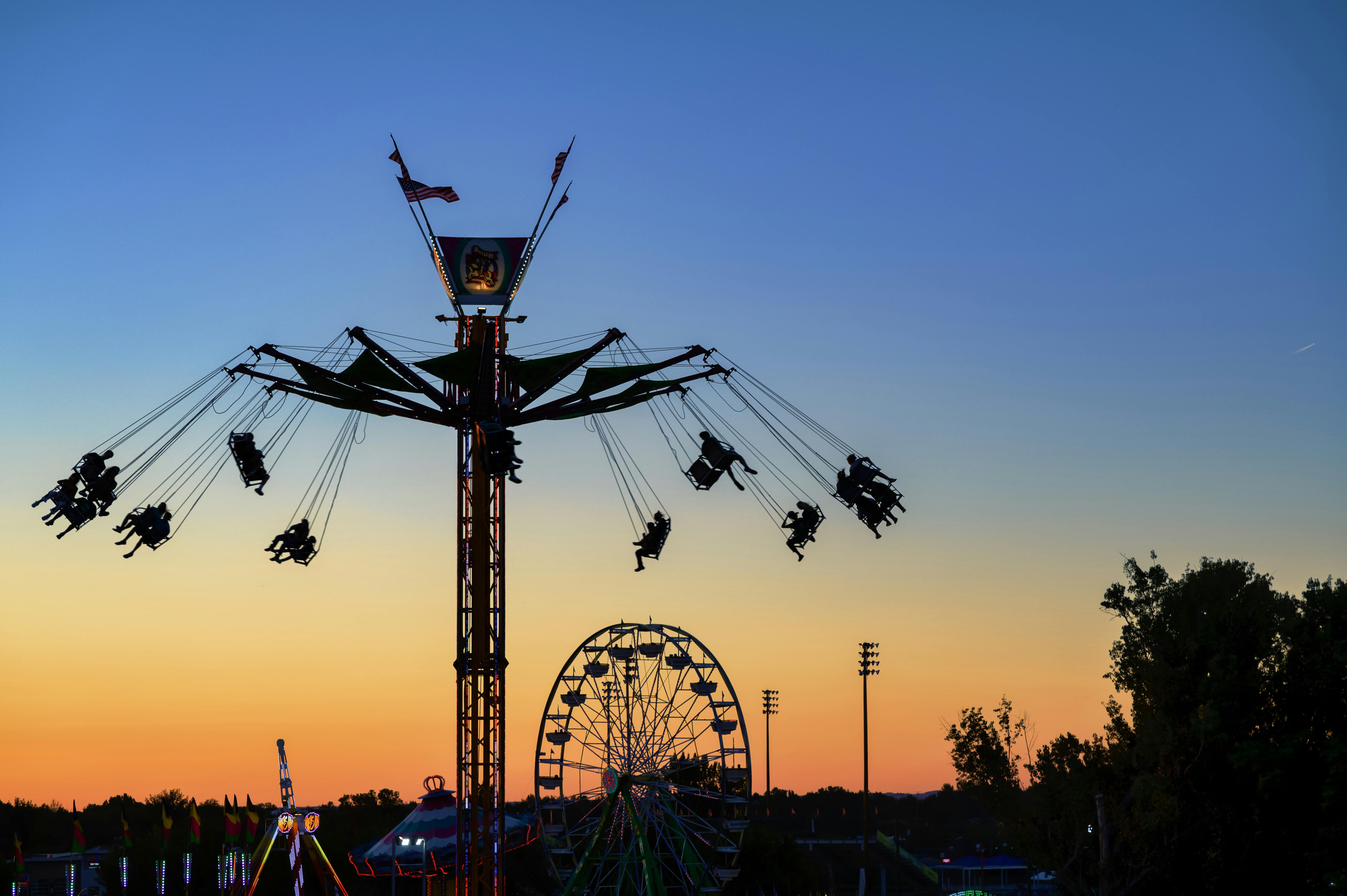 Amusement Park Under the Blue Sky · Free Stock Photo