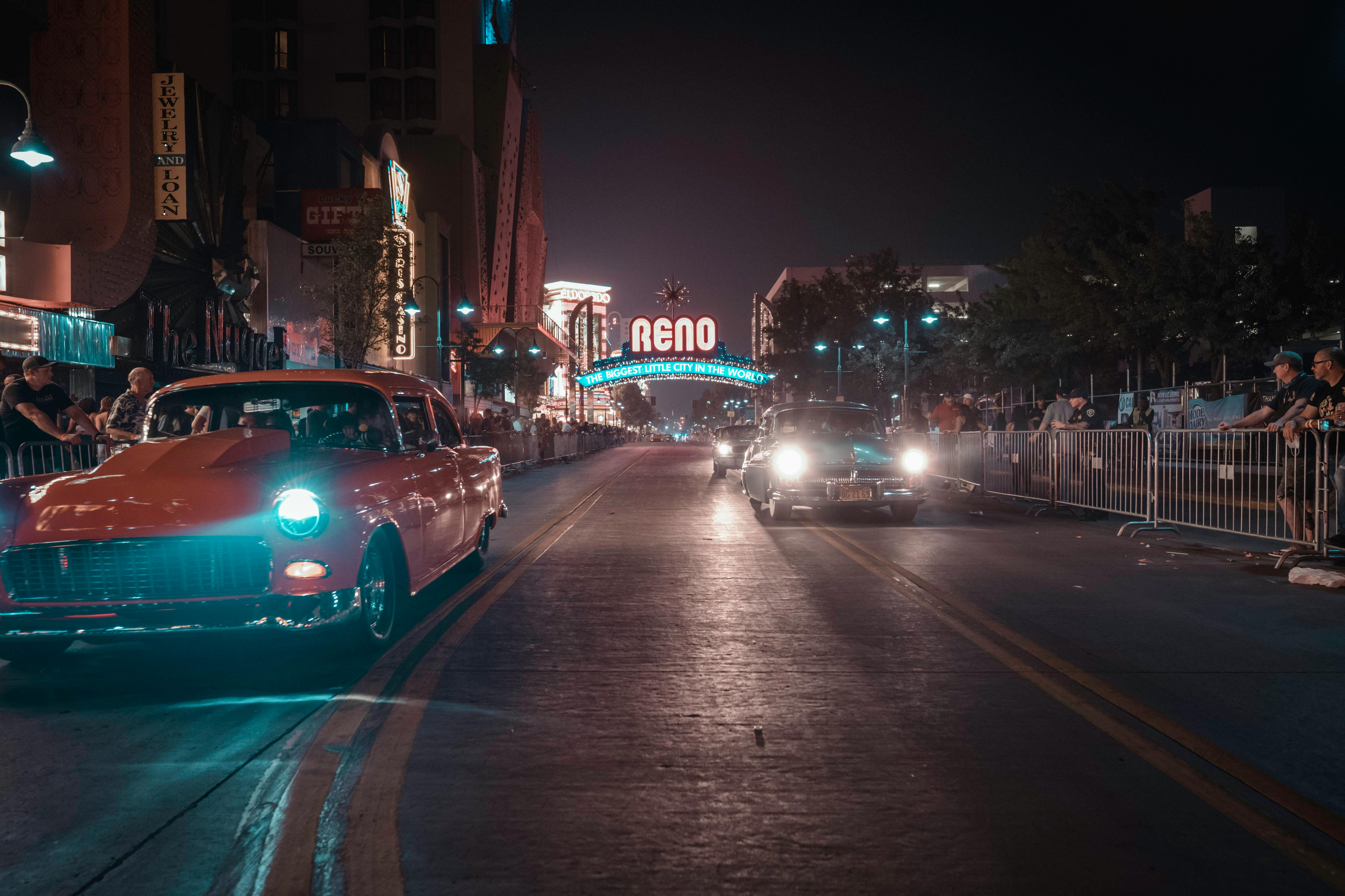 Illuminated Traffic Light During Night Time · Free Stock Photo
