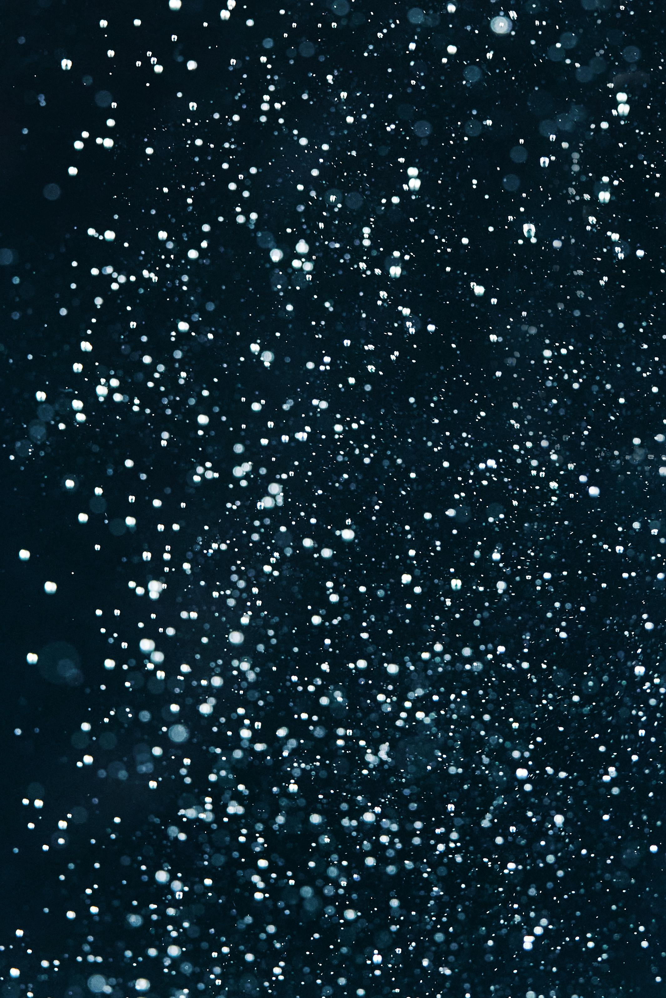 High-Speed Photography of Particles of Water Splash · Free Stock Photo