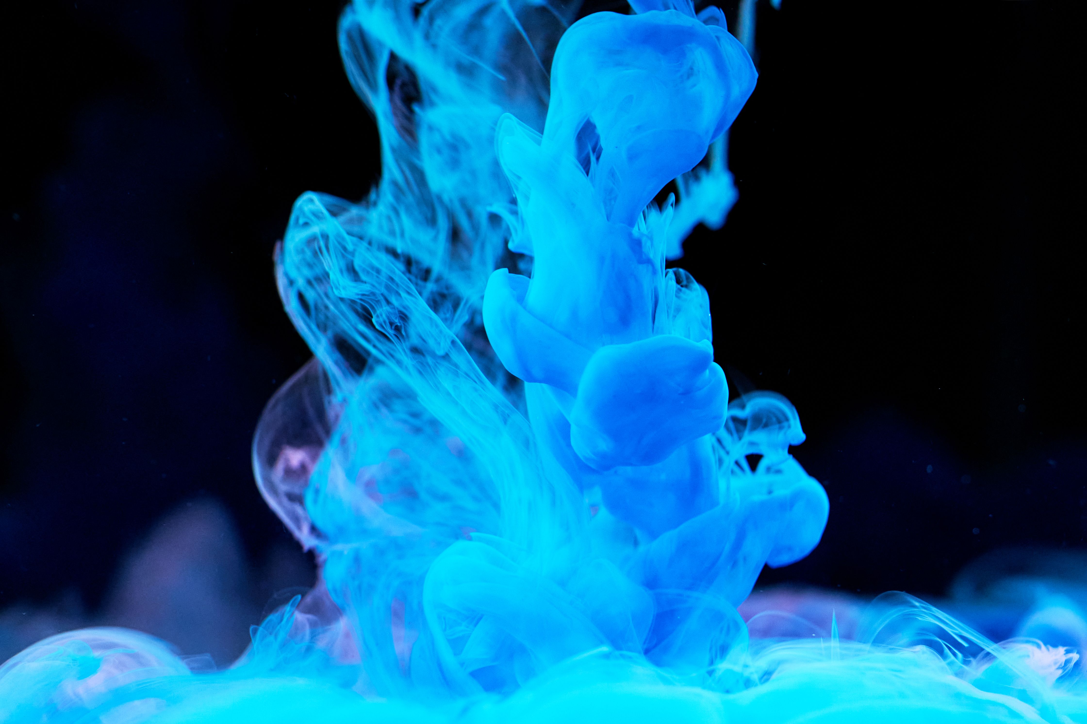 High-Speed Photography of Colorful Ink Diffusion in Water · Free Stock ...