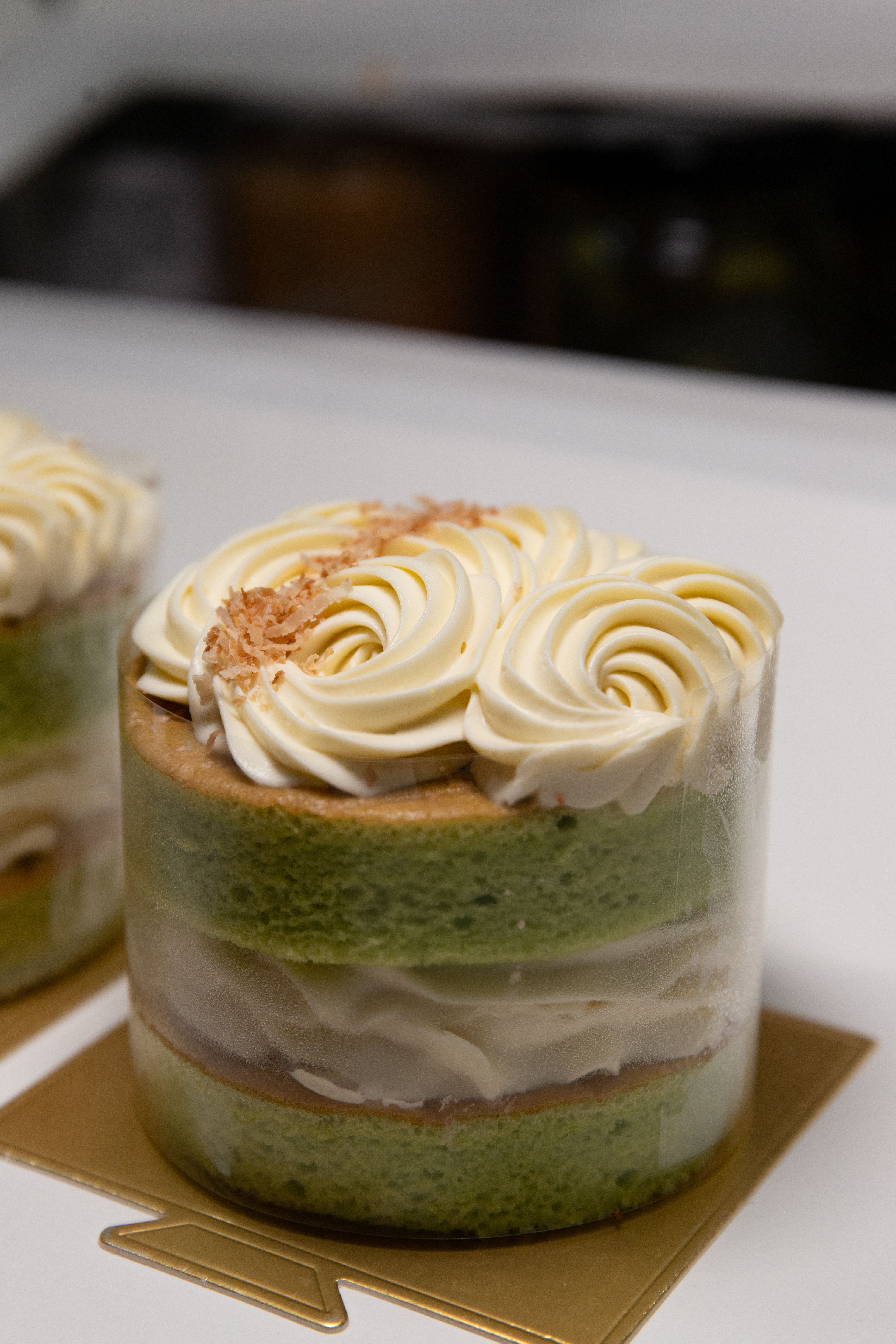 Close Up Shot of a Cake · Free Stock Photo