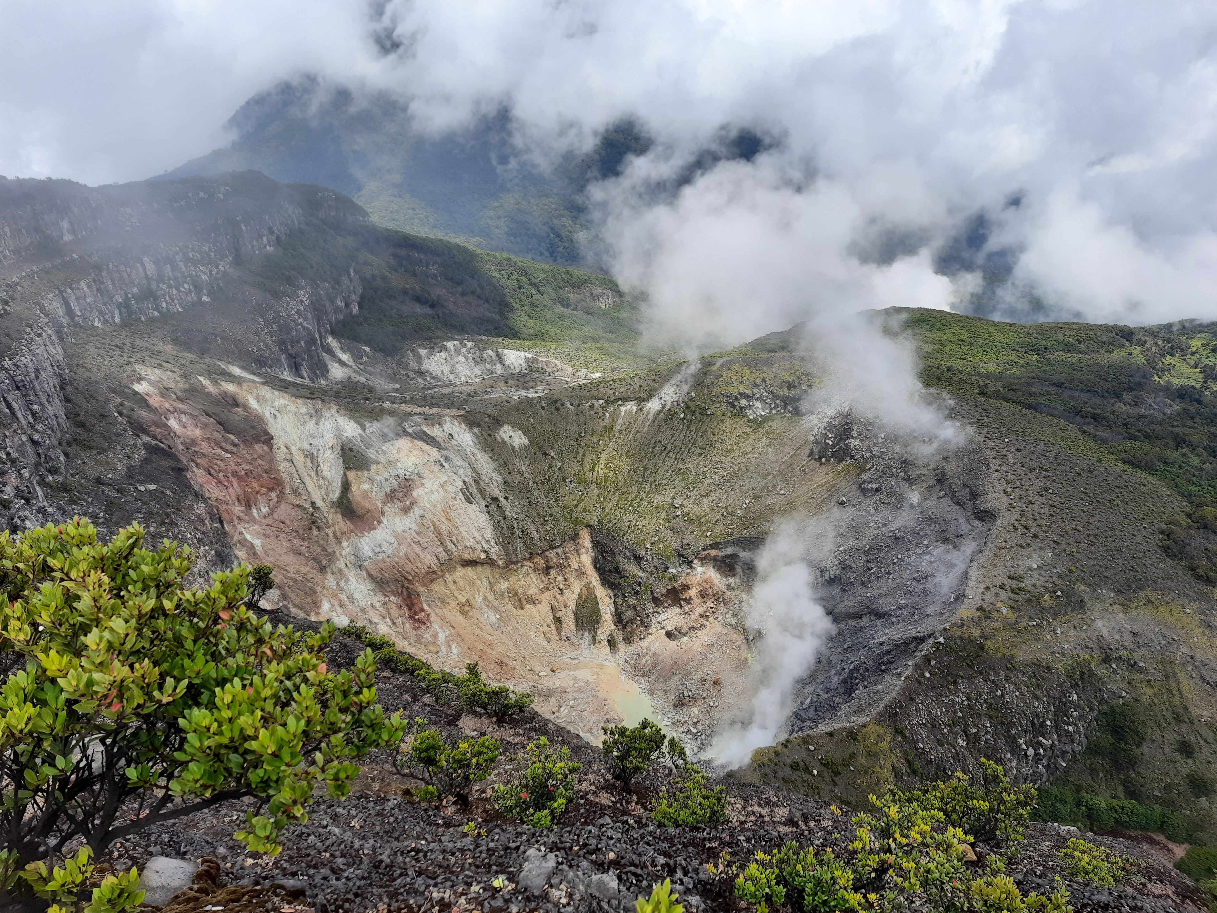 Kadudampit Photos, Download The BEST Free Kadudampit Stock Photos & HD ...