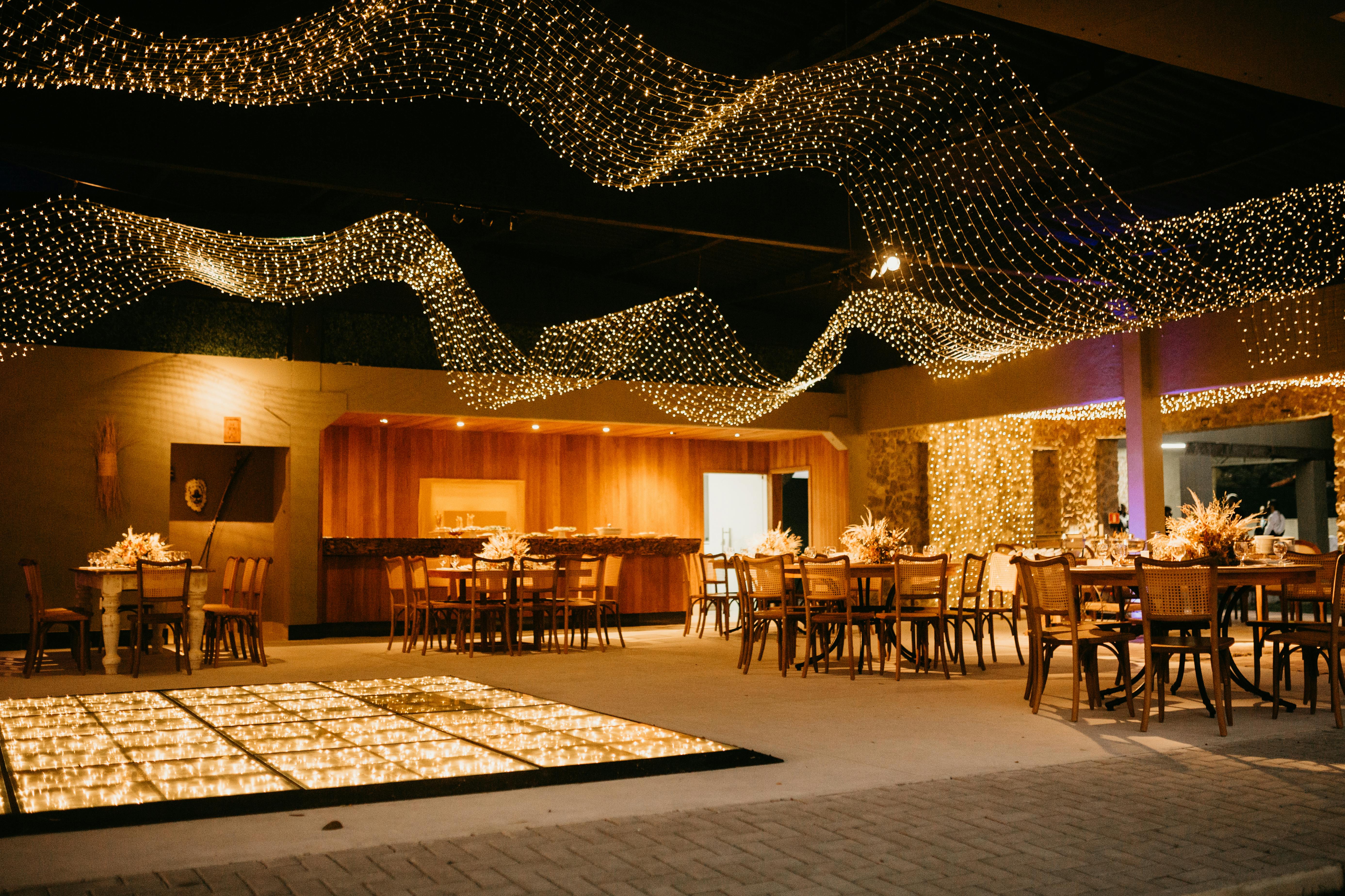 Interior Design of Fine Dining Restaurant · Free Stock Photo