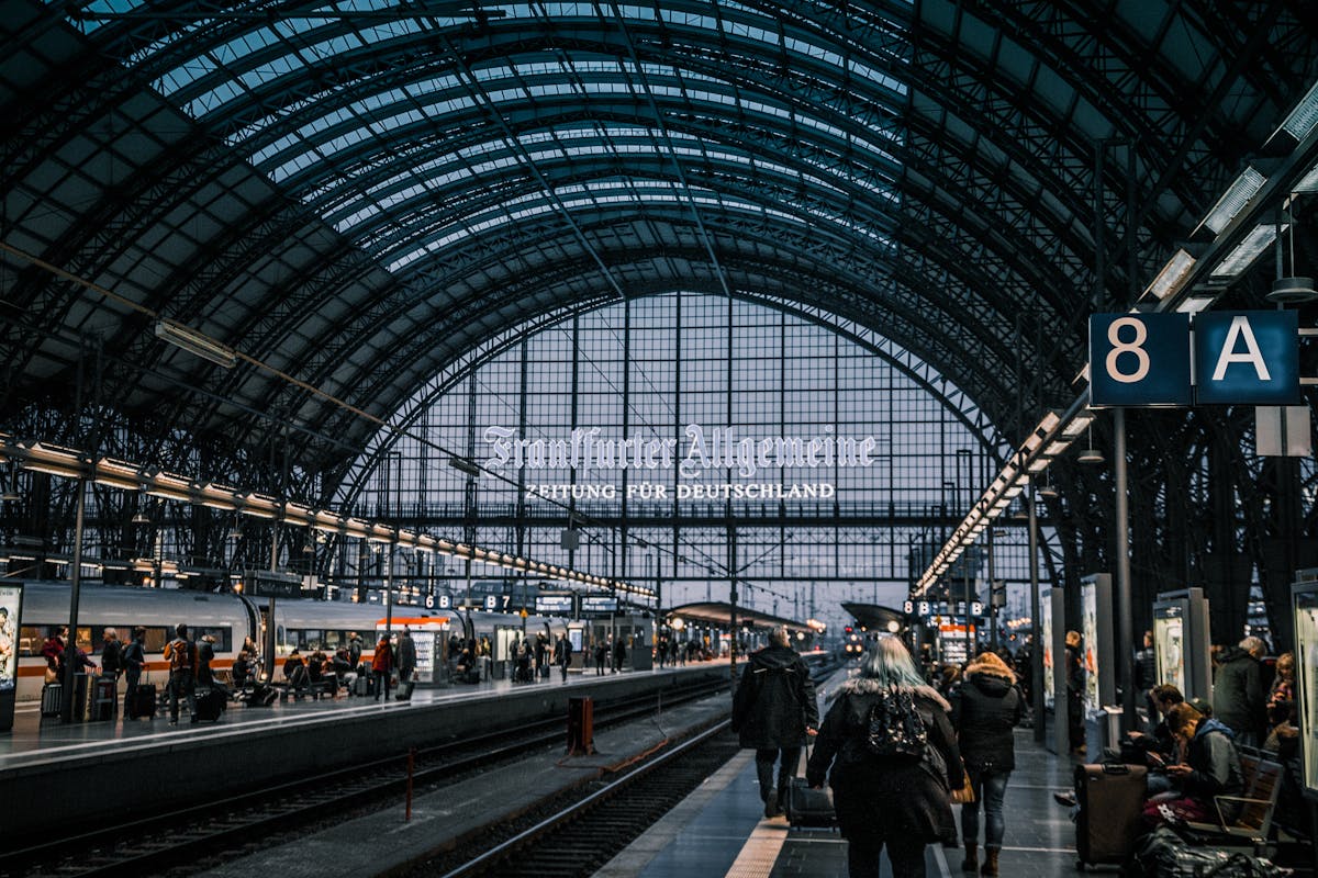 Train Station Photos, Download The BEST Free Train Station Stock Photos ...