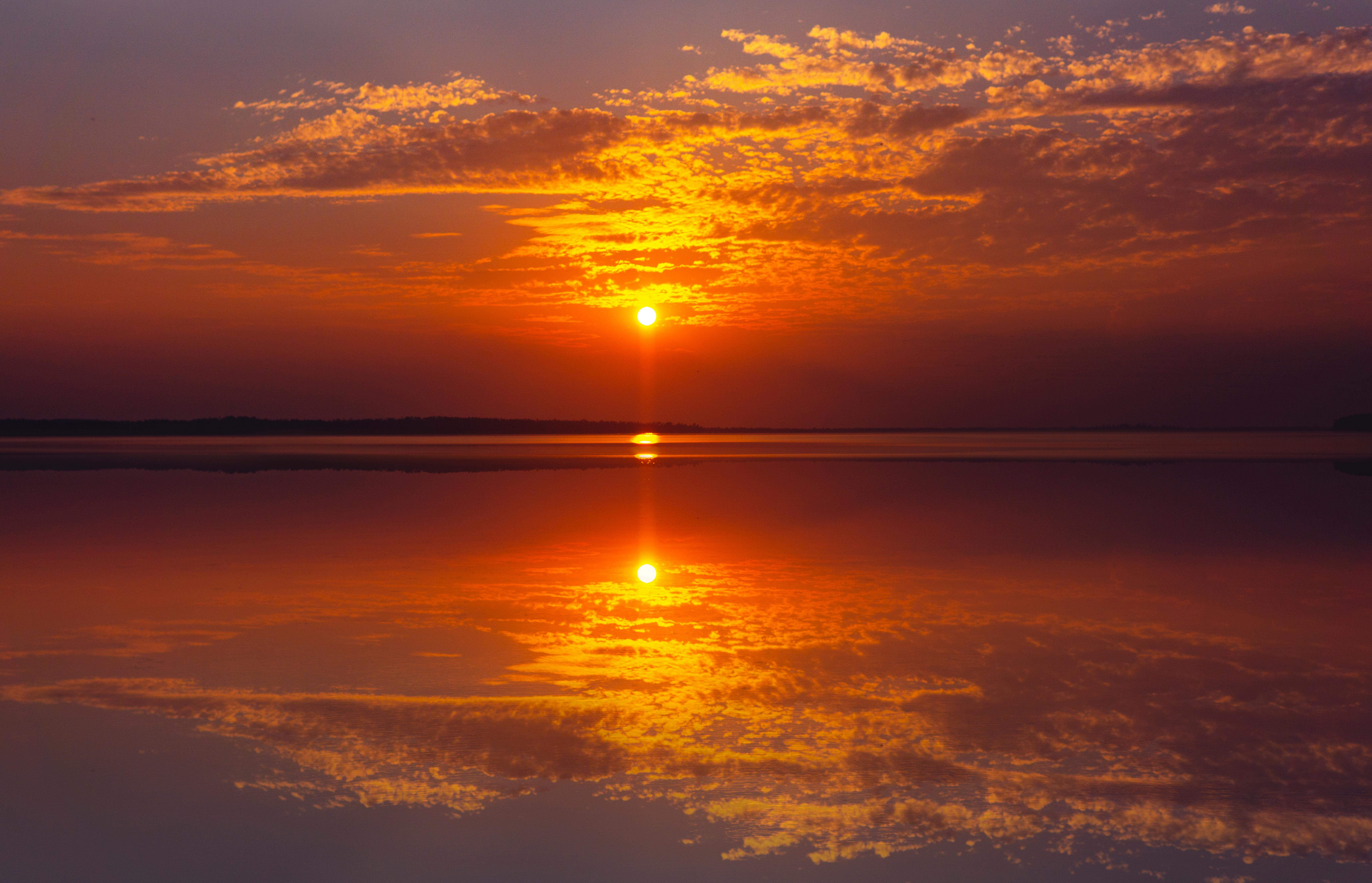 Body of Water during Sunset · Free Stock Photo