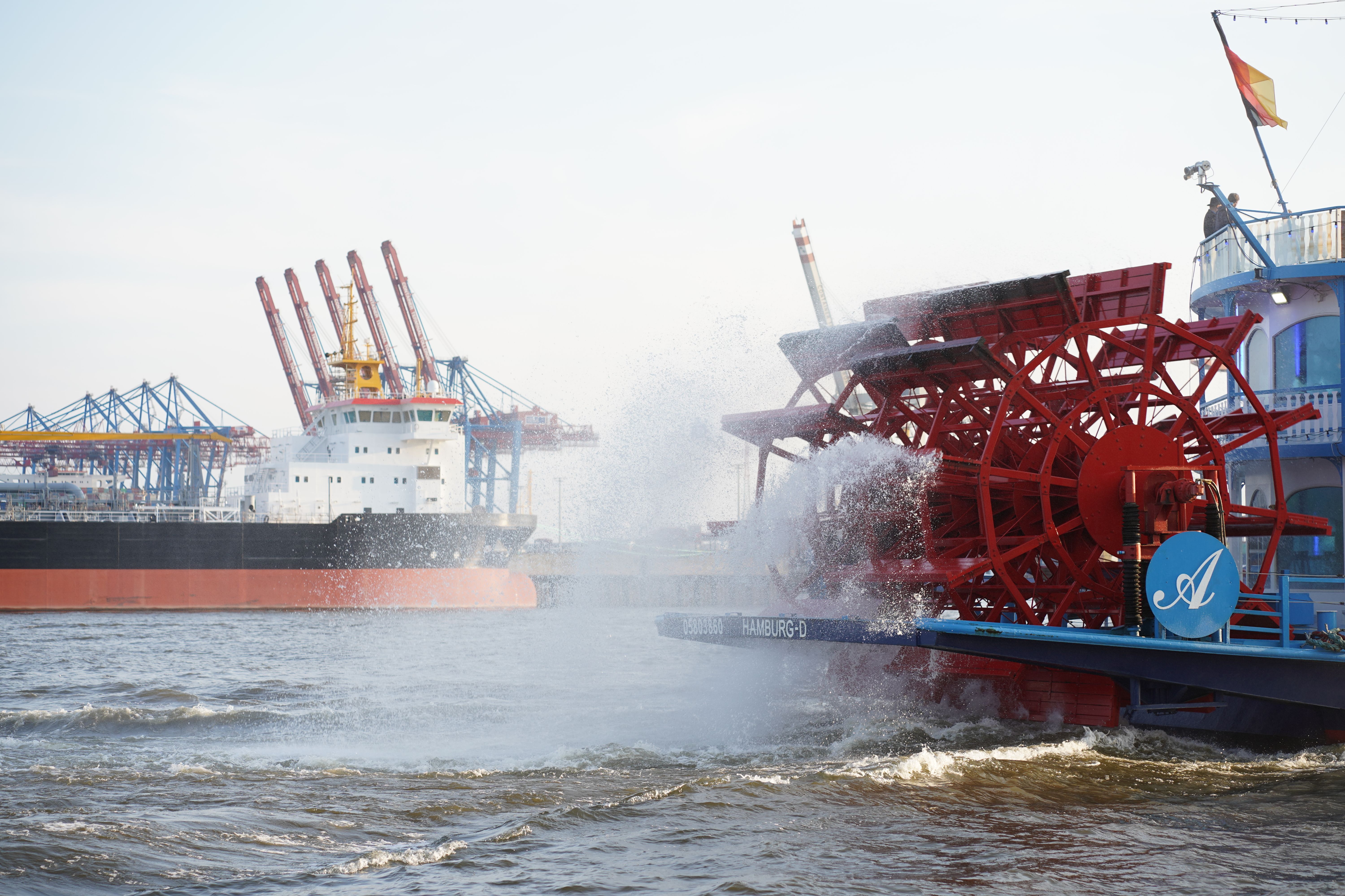 Cargo Ships in Harbour · Free Stock Photo