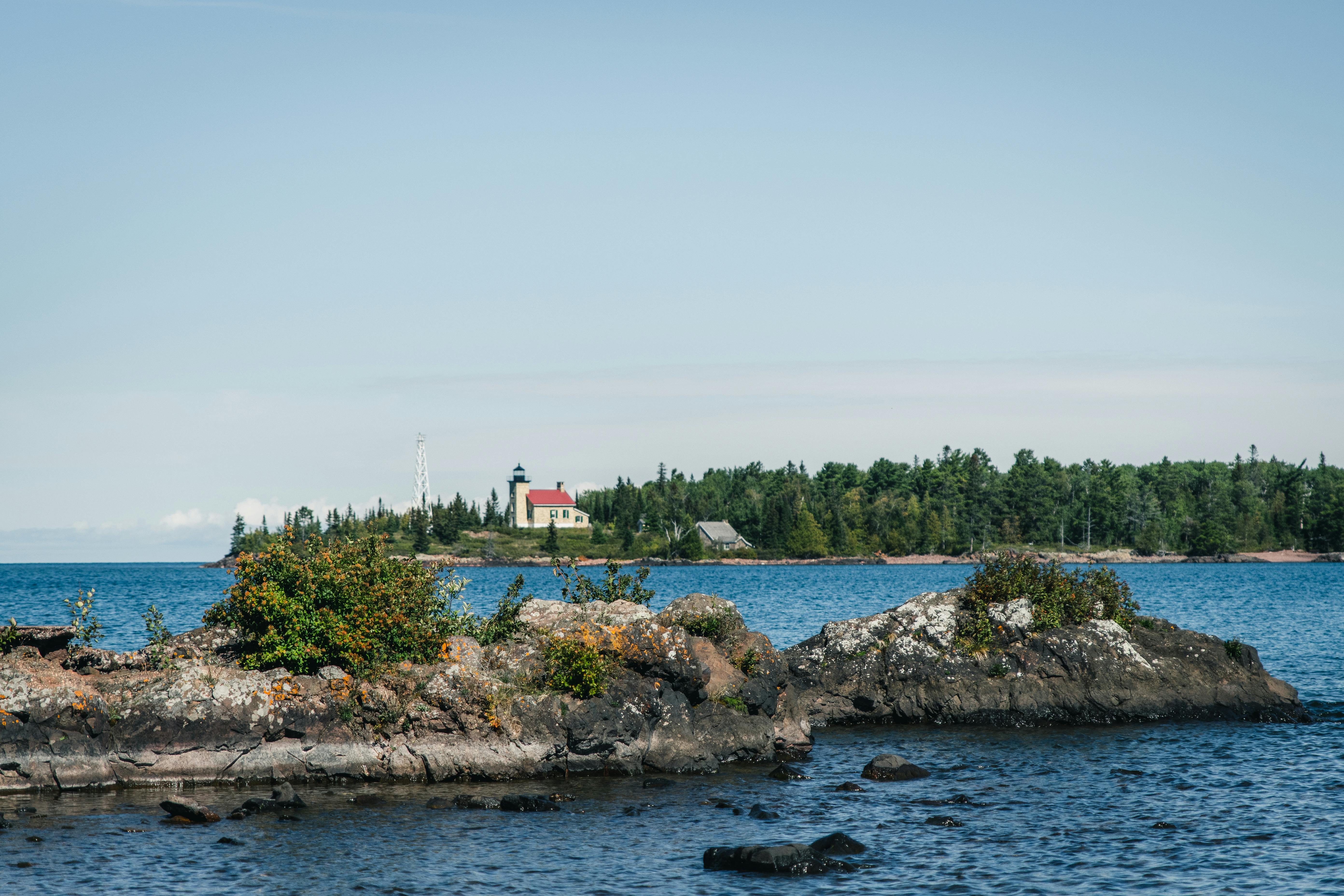 Rocks near Sea Shore · Free Stock Photo